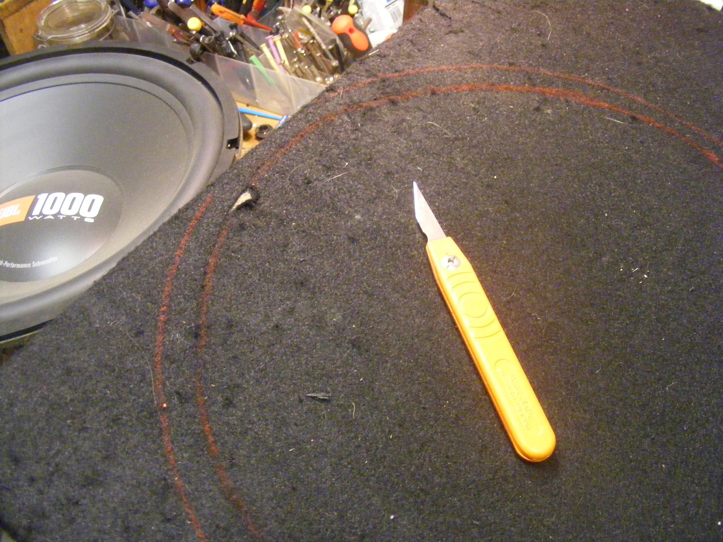 15inch Subwoofer in 12inch Enclosure : 9 Steps - Instructables