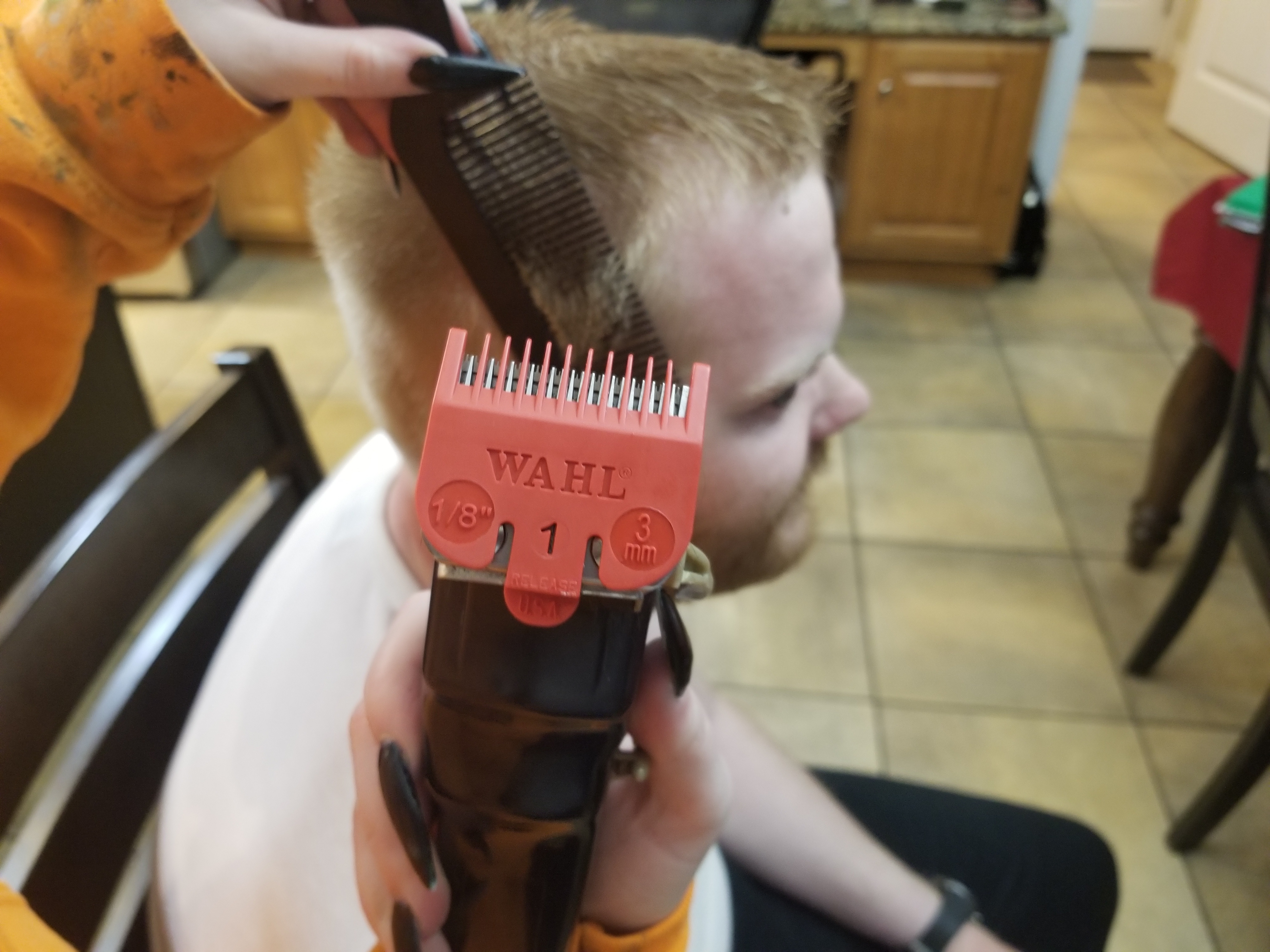 How to Do a Basic Blended Men's Haircut : 15 Steps - Instructables