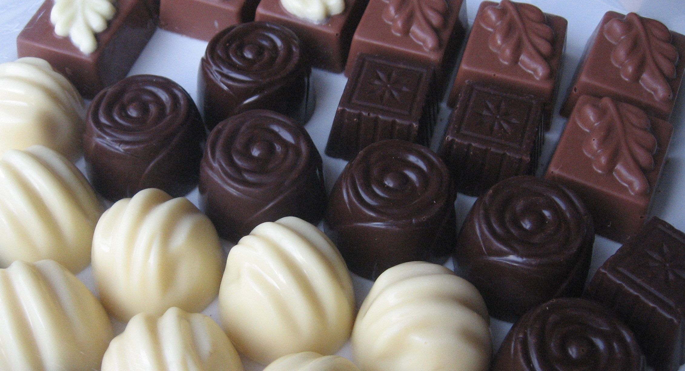 Filled Chocolates : 7 Steps (with Pictures) - Instructables