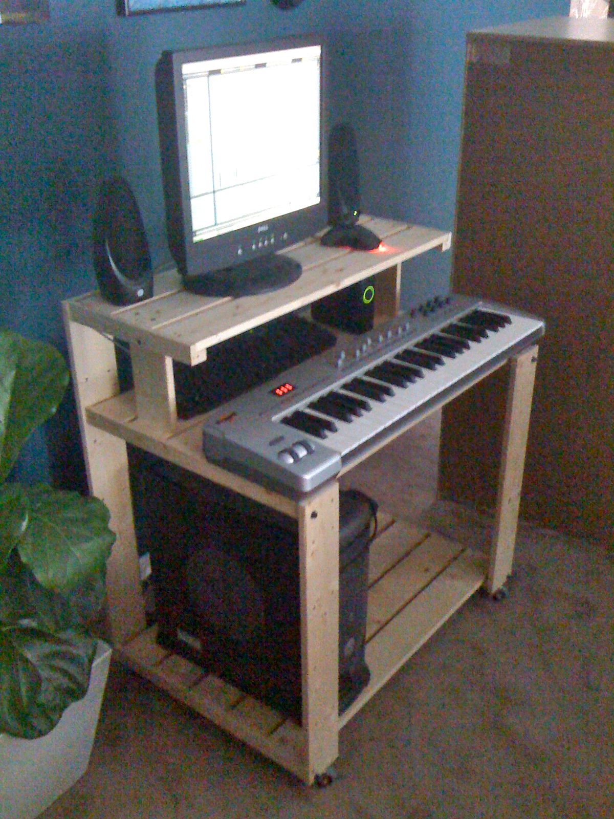 Rolling Piano Station : 5 Steps - Instructables