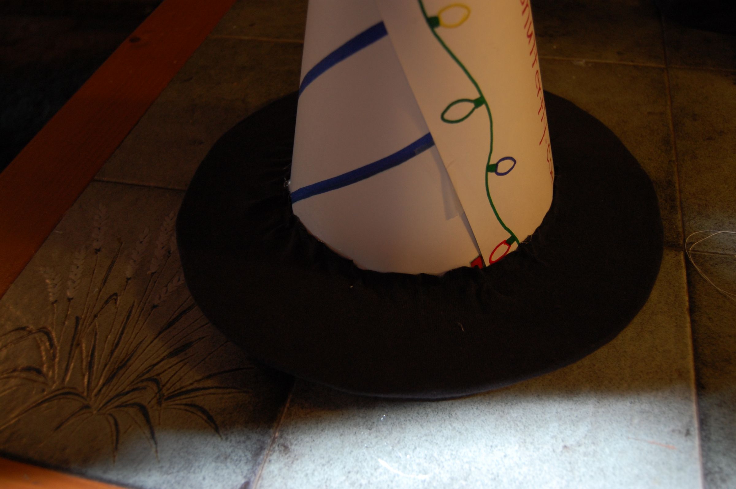 Witch Hat Quick and Easy : 6 Steps (with Pictures) - Instructables