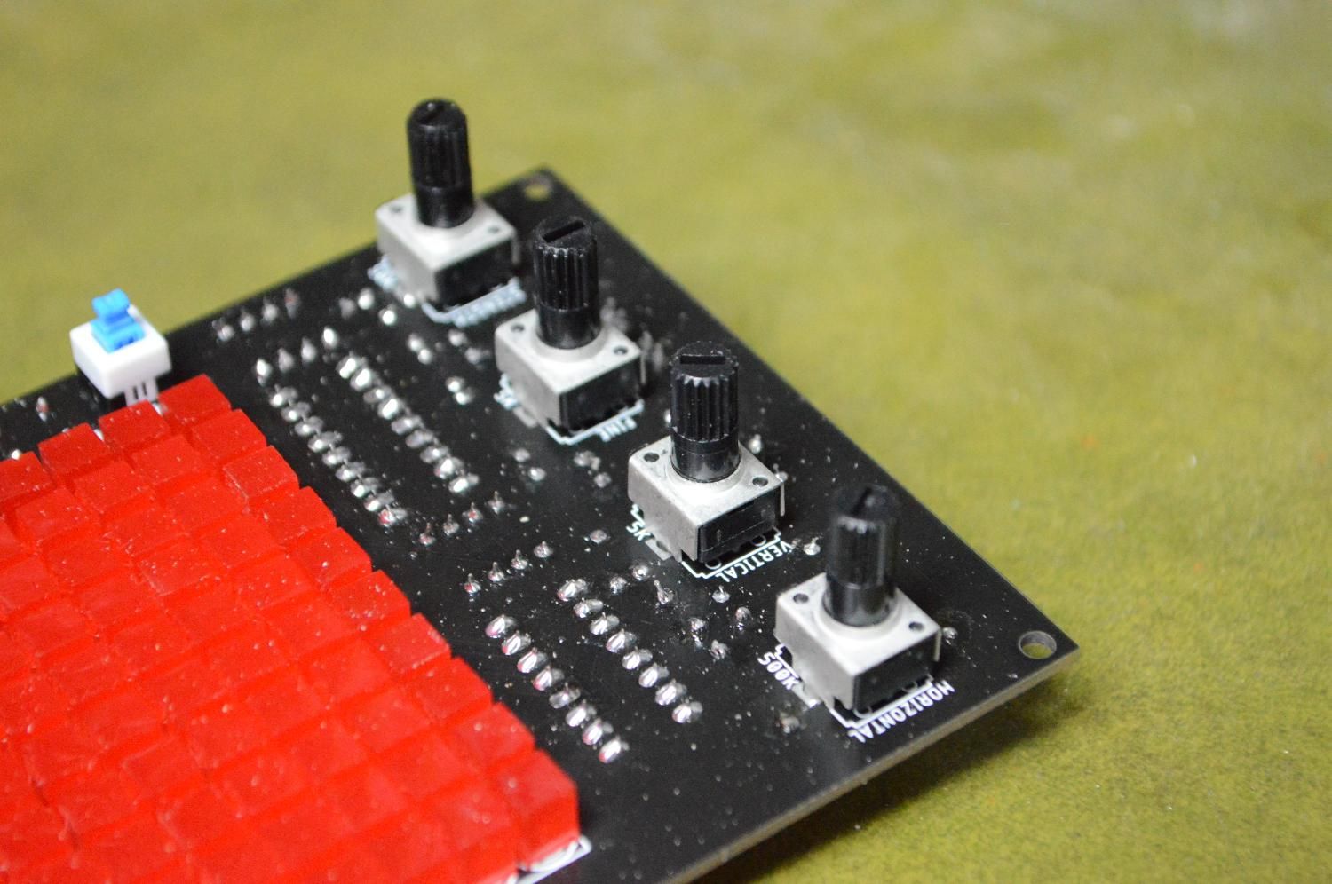 100 LED Oscilloscope : 12 Steps (with Pictures) - Instructables
