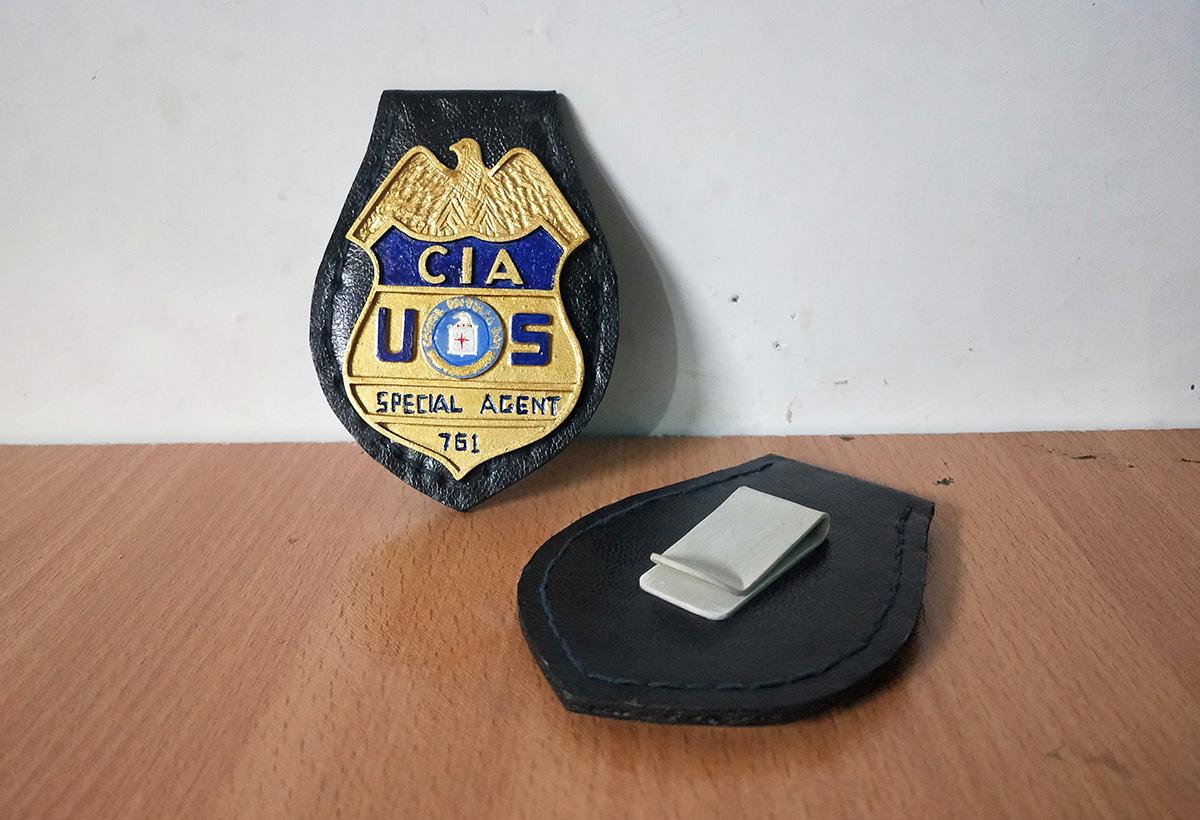 FBI - CIA Badges : 15 Steps (with Pictures) - Instructables