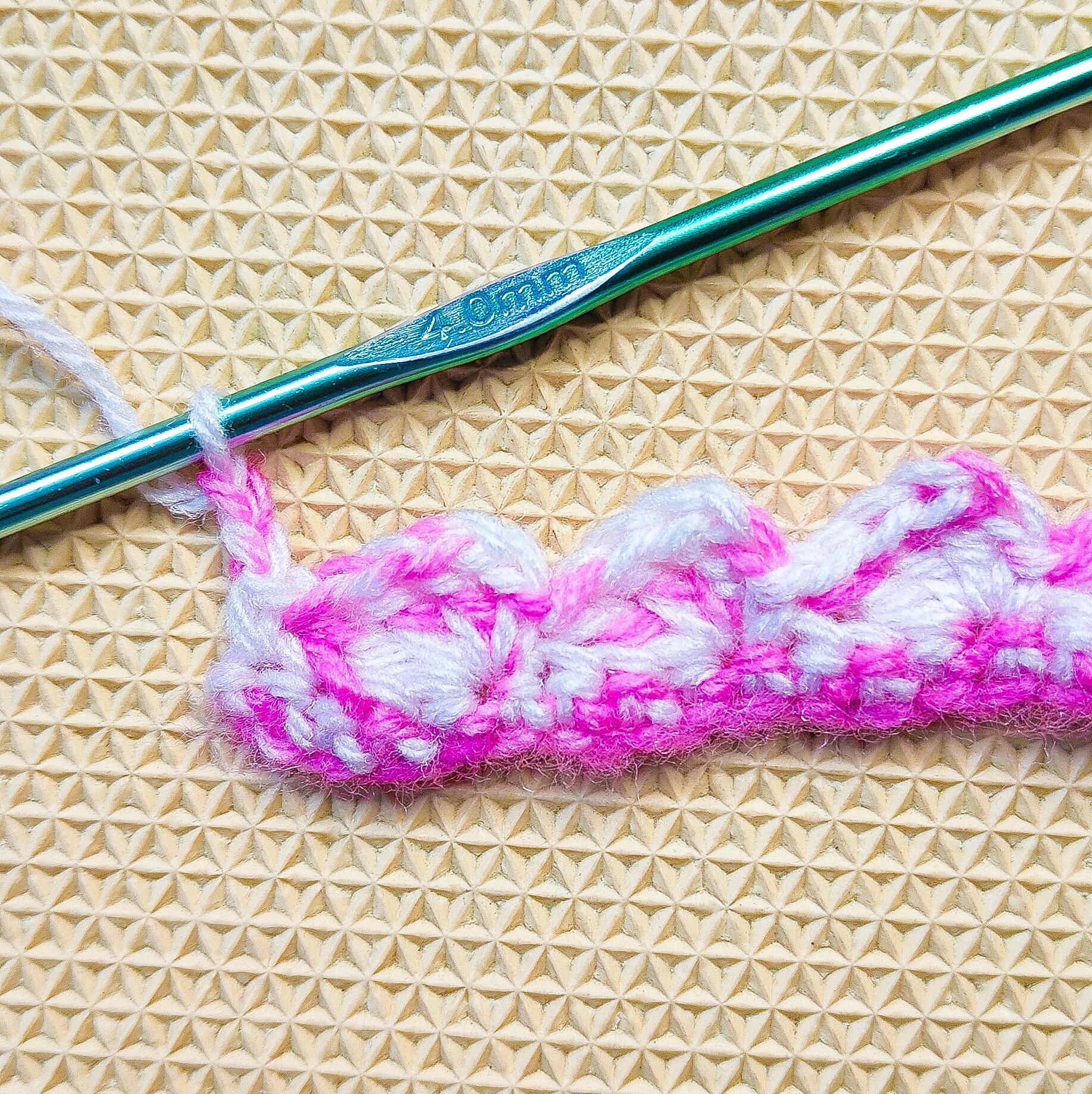 Easiest One Row Repeat Crochet Scarf Pattern : 6 Steps (with Pictures ...