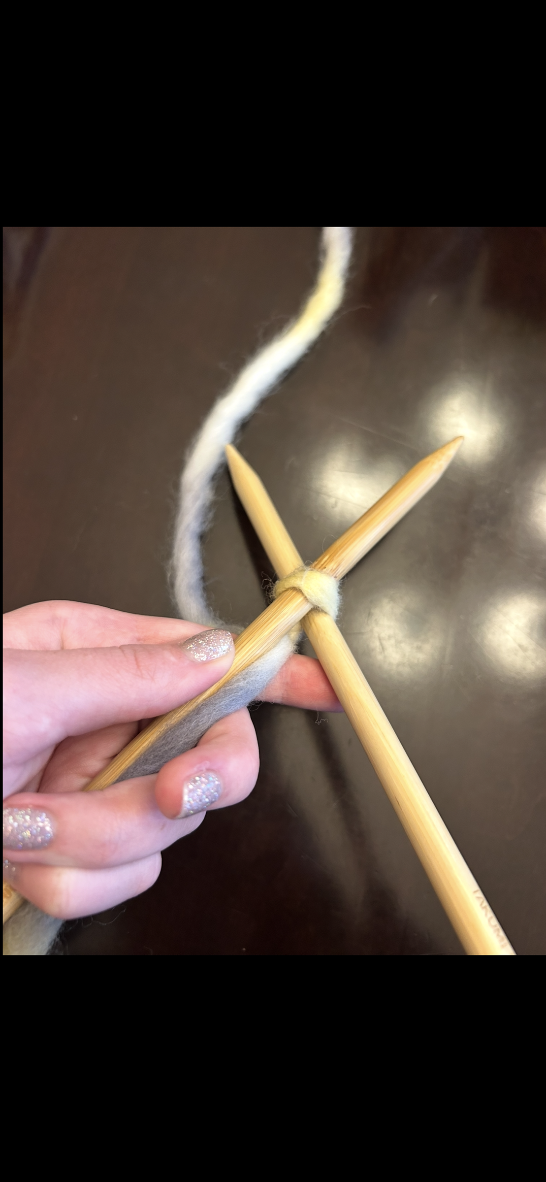 How to Knit a Simple Cast On : 4 Steps - Instructables