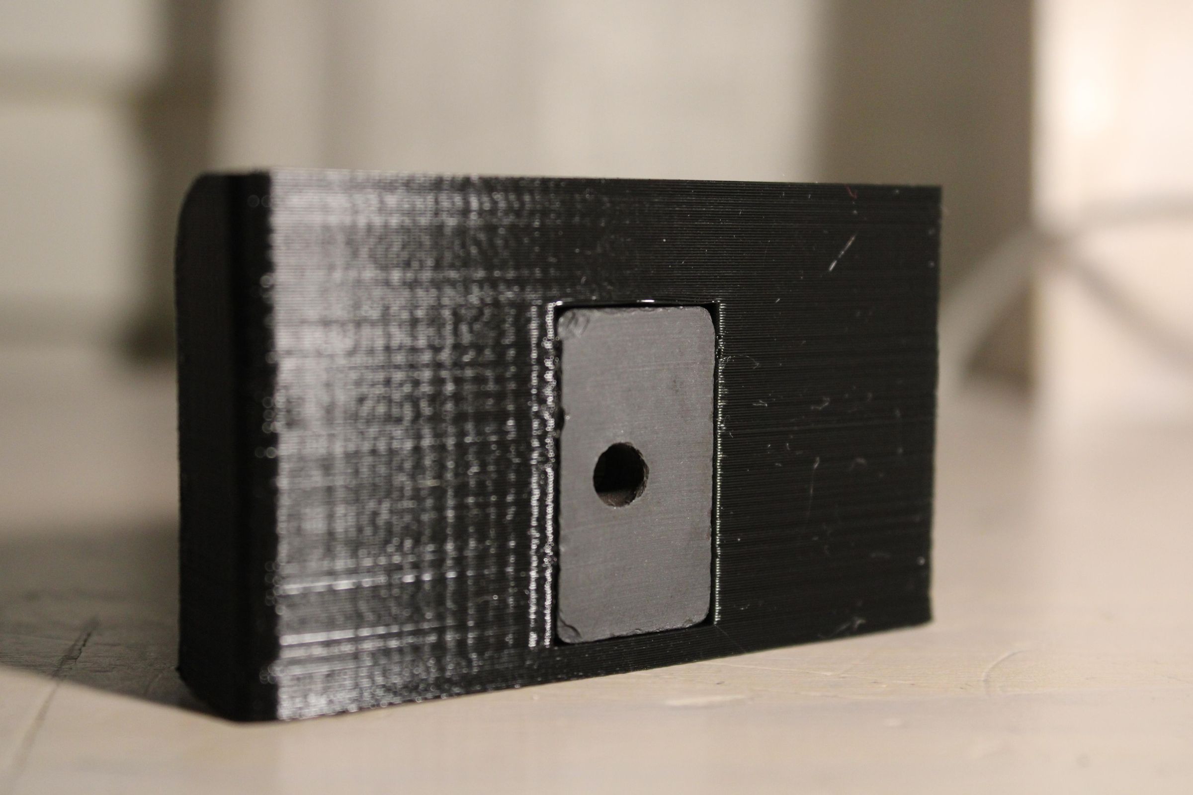 Simplistic Magnetic LED Controller Holder : 4 Steps (with Pictures ...