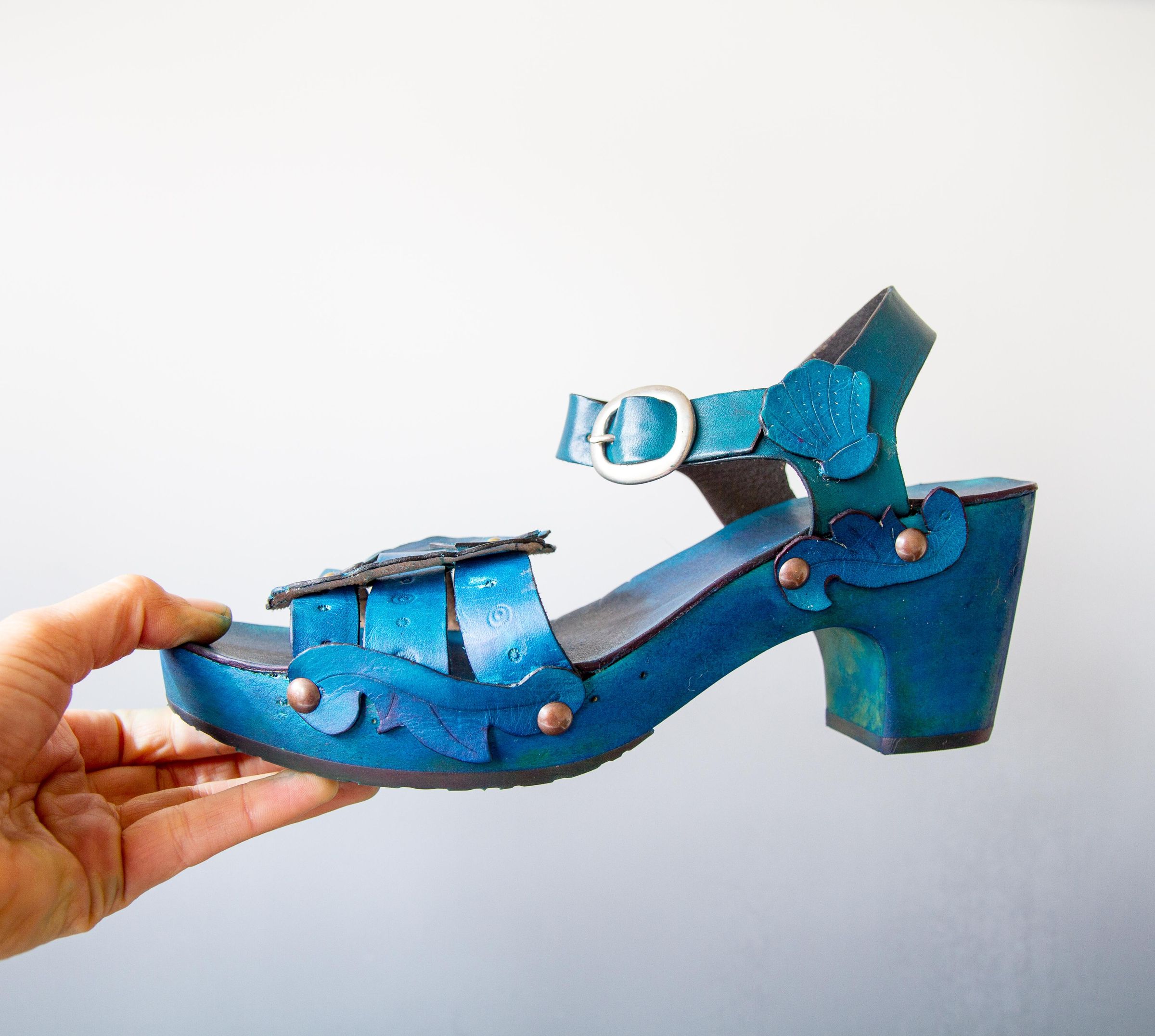 Make Fantastic Summer Clogs : 6 Steps (with Pictures) - Instructables