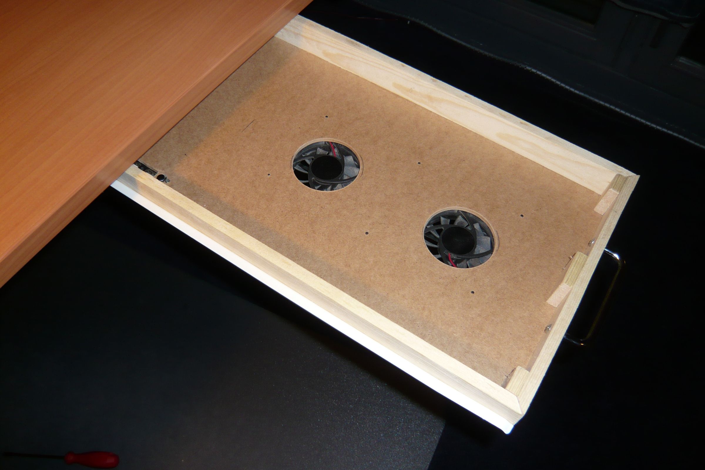 Building a (macbook) Laptop Drawer : 7 Steps - Instructables