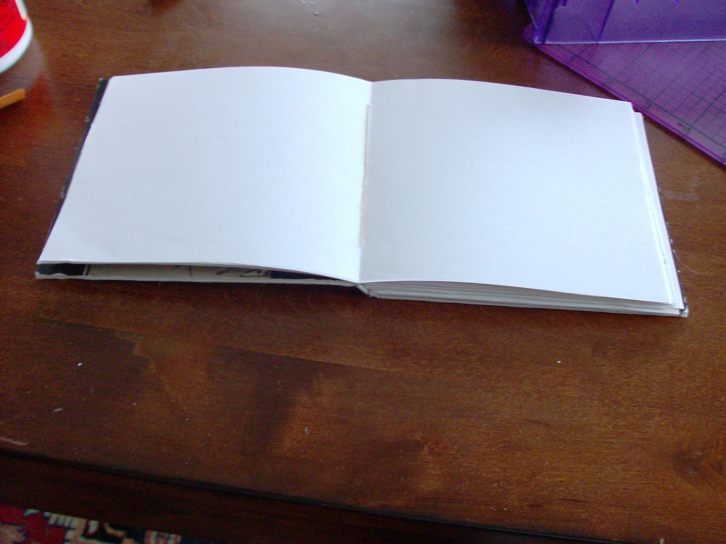 Upcycle Your Old CD Covers : 6 Steps - Instructables