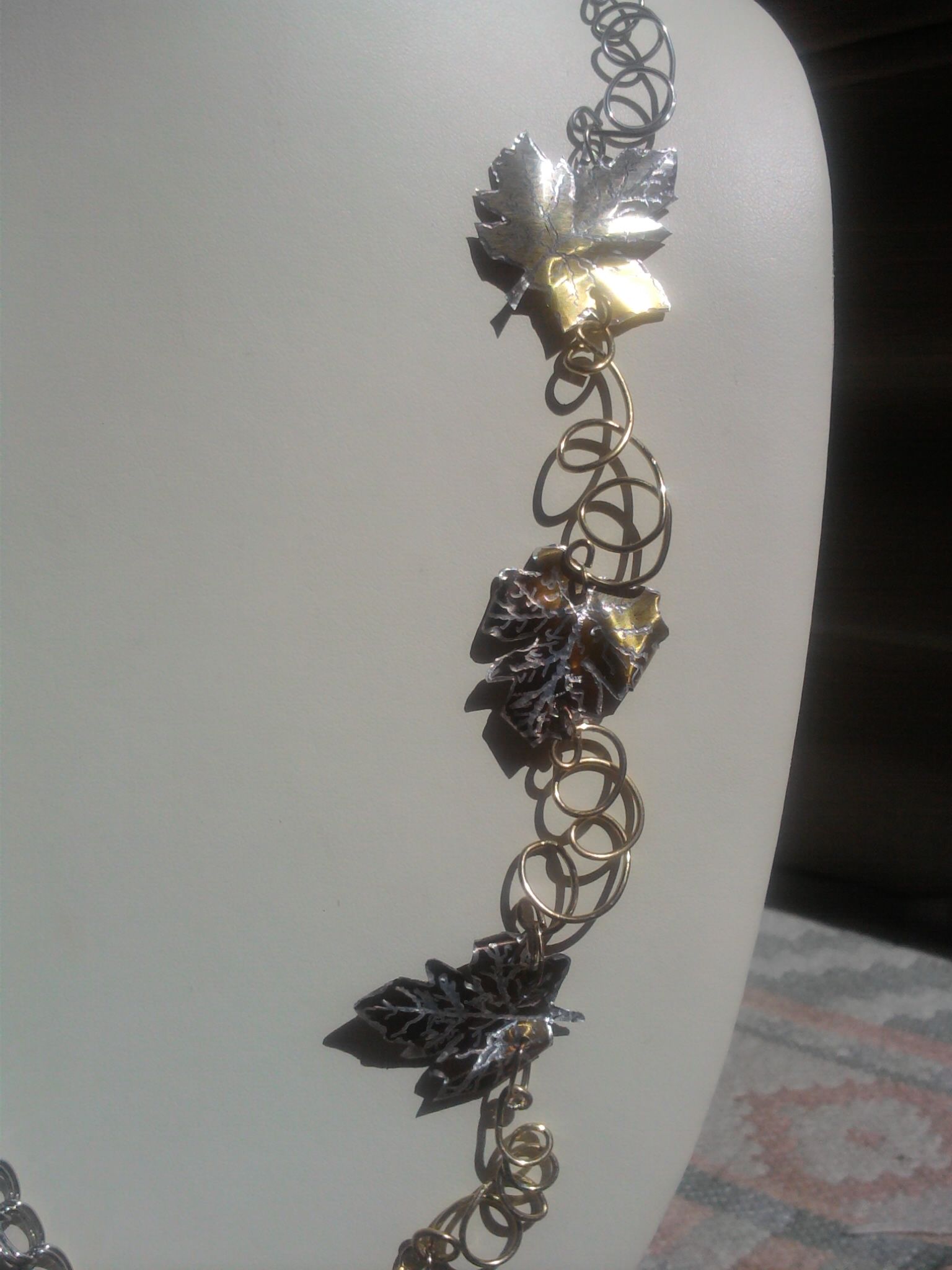 Falling Leaves Necklace : 5 Steps (with Pictures) - Instructables