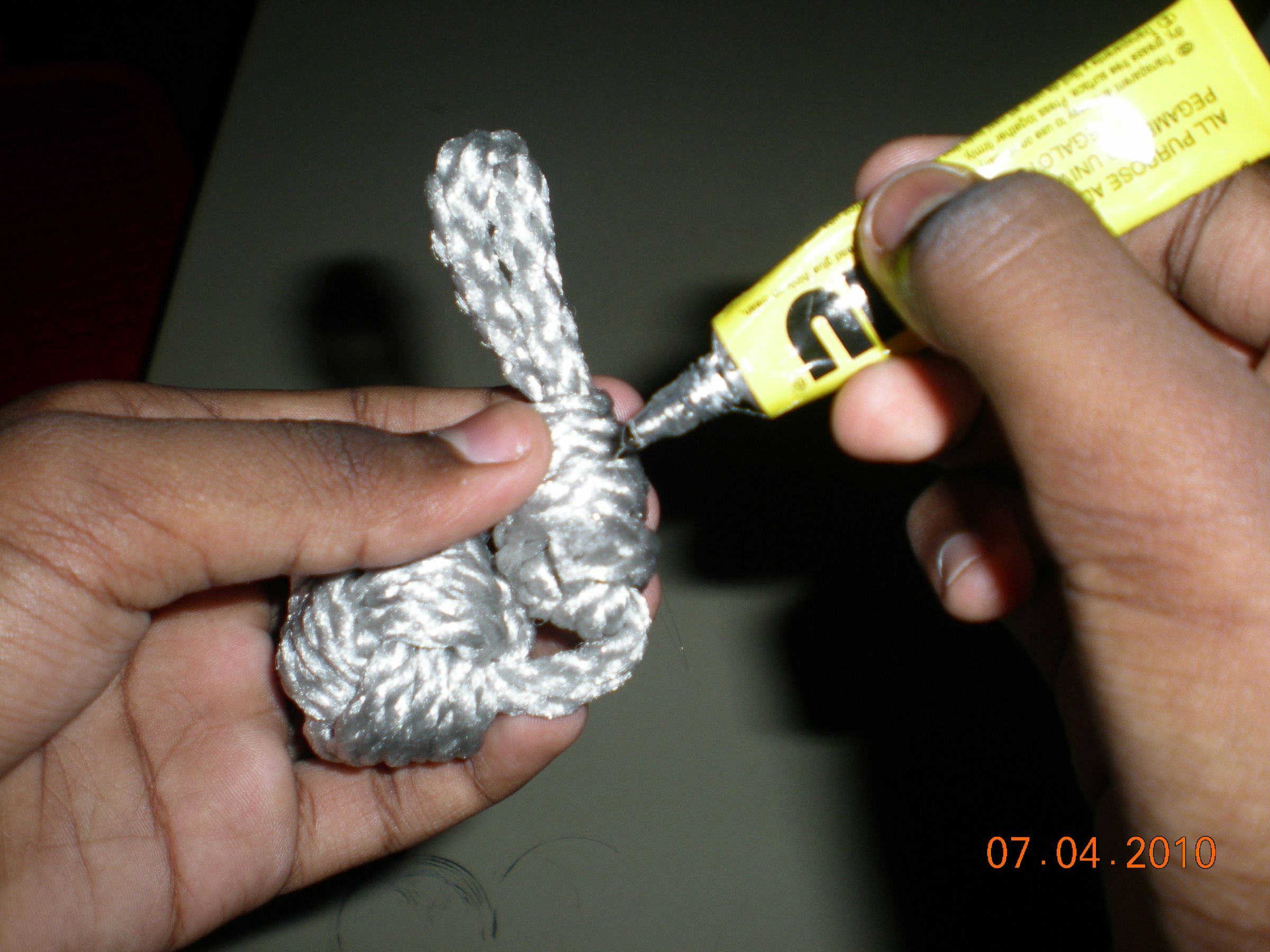 Monkey's Fist Keychain : 4 Steps (with Pictures) - Instructables