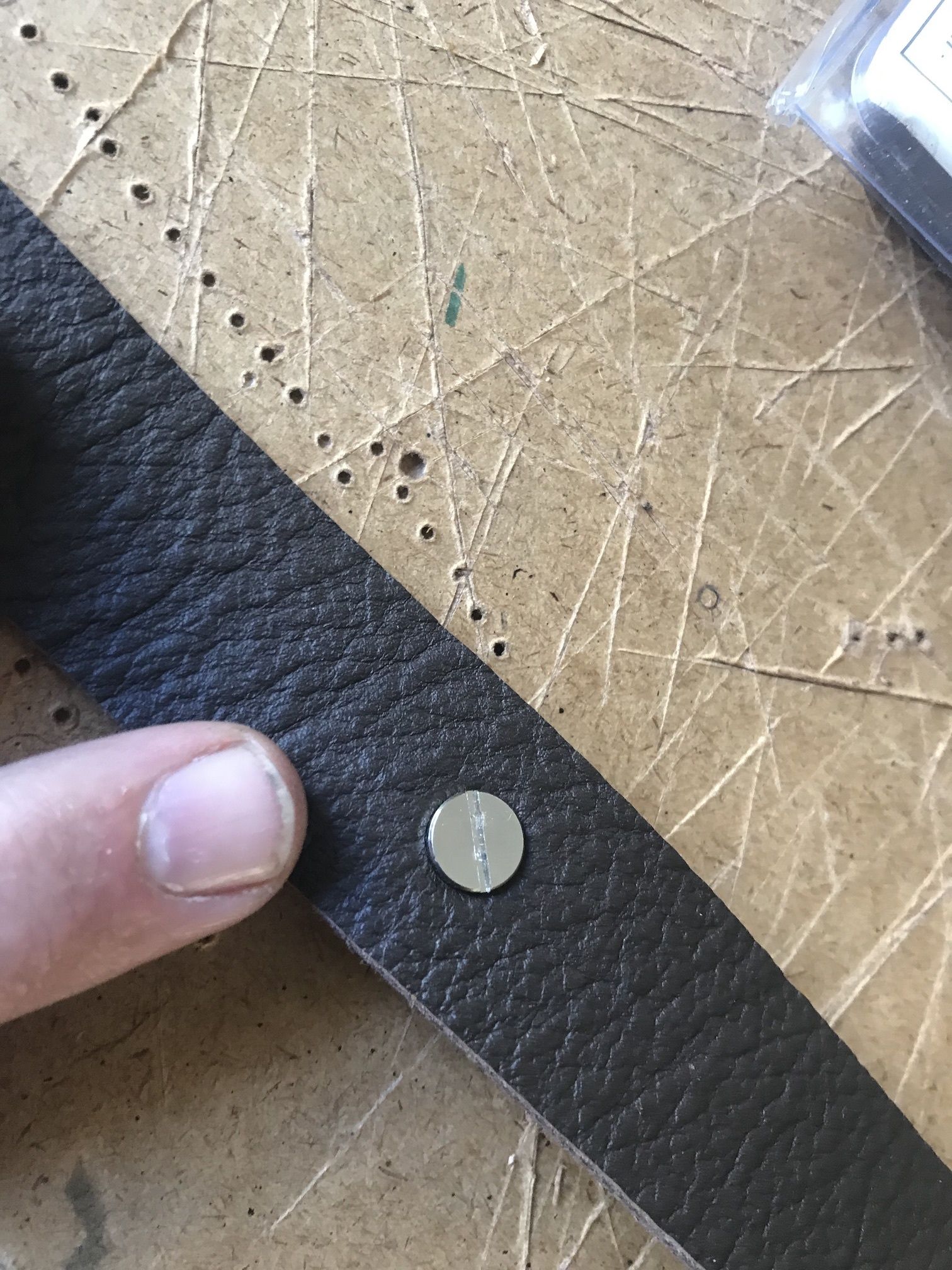 Leather Rifle Shoulder Sling : 11 Steps (with Pictures) - Instructables