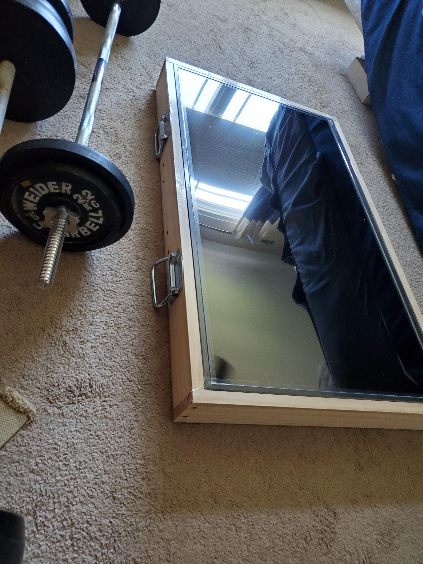 Dnd TV Display Case : 8 Steps - Instructables