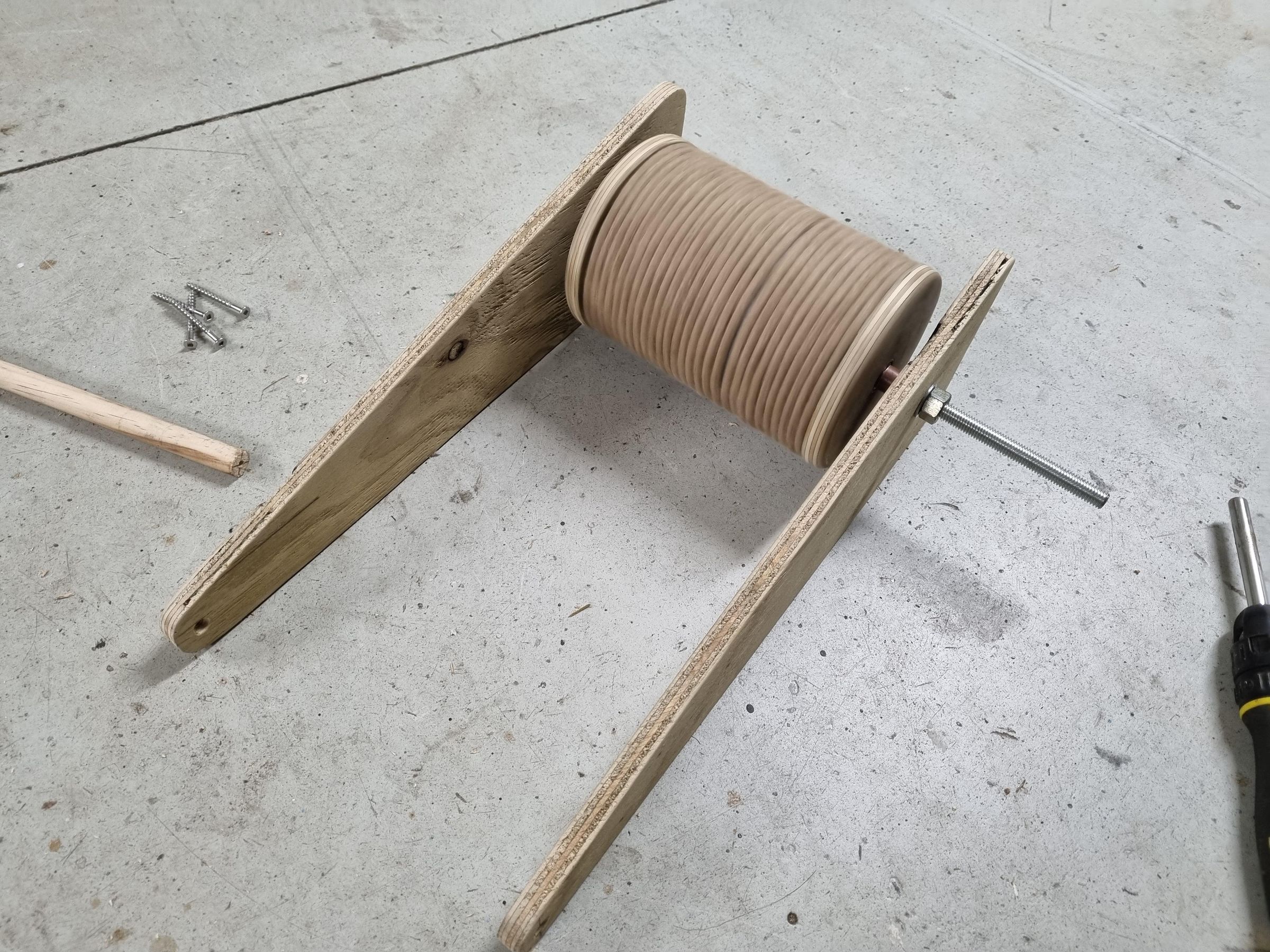 Cat Scratch Wheel : 8 Steps (with Pictures) - Instructables