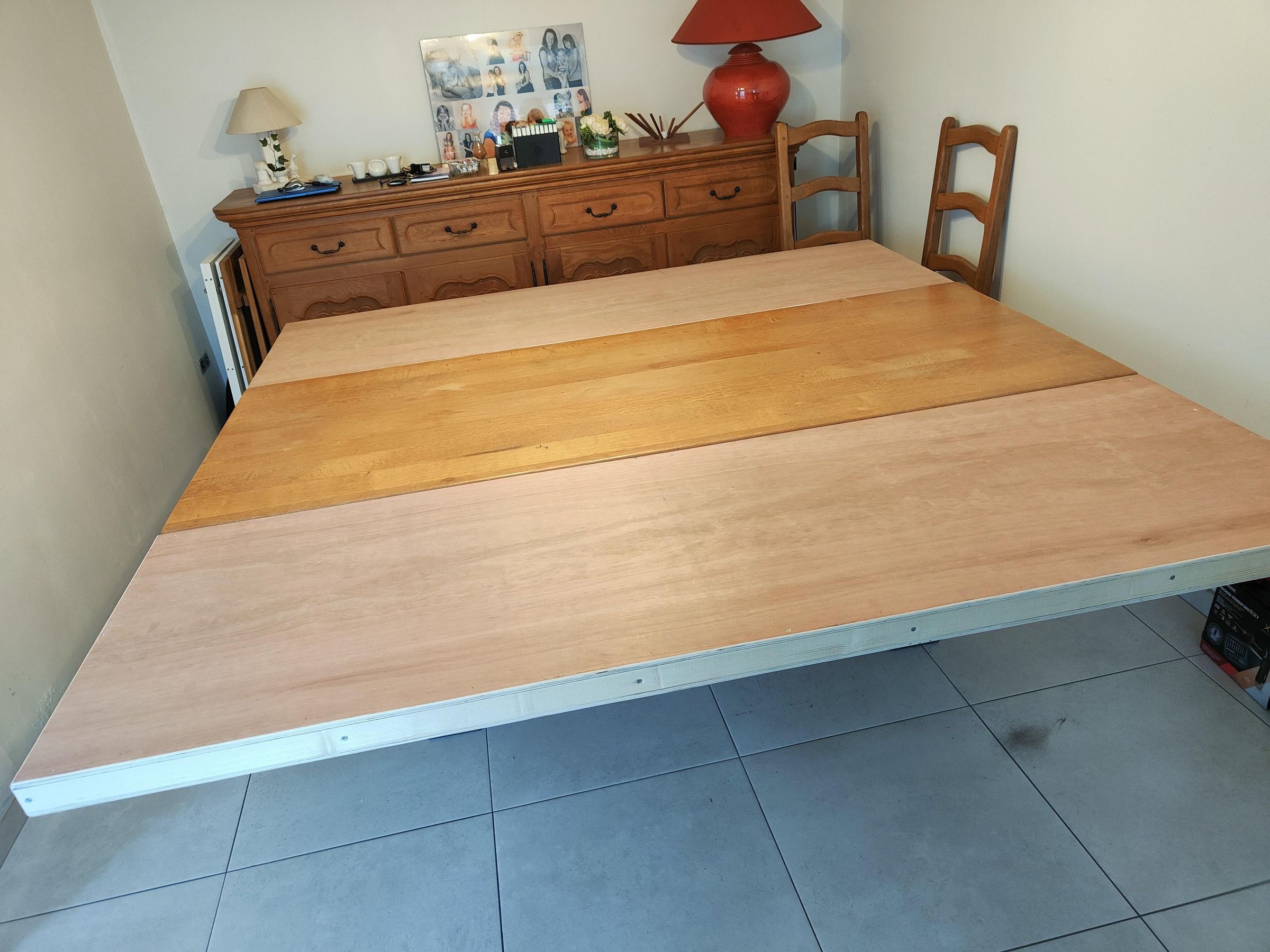 Make XXL Extensions to Create a Large Square Dining Table : 12 Steps ...