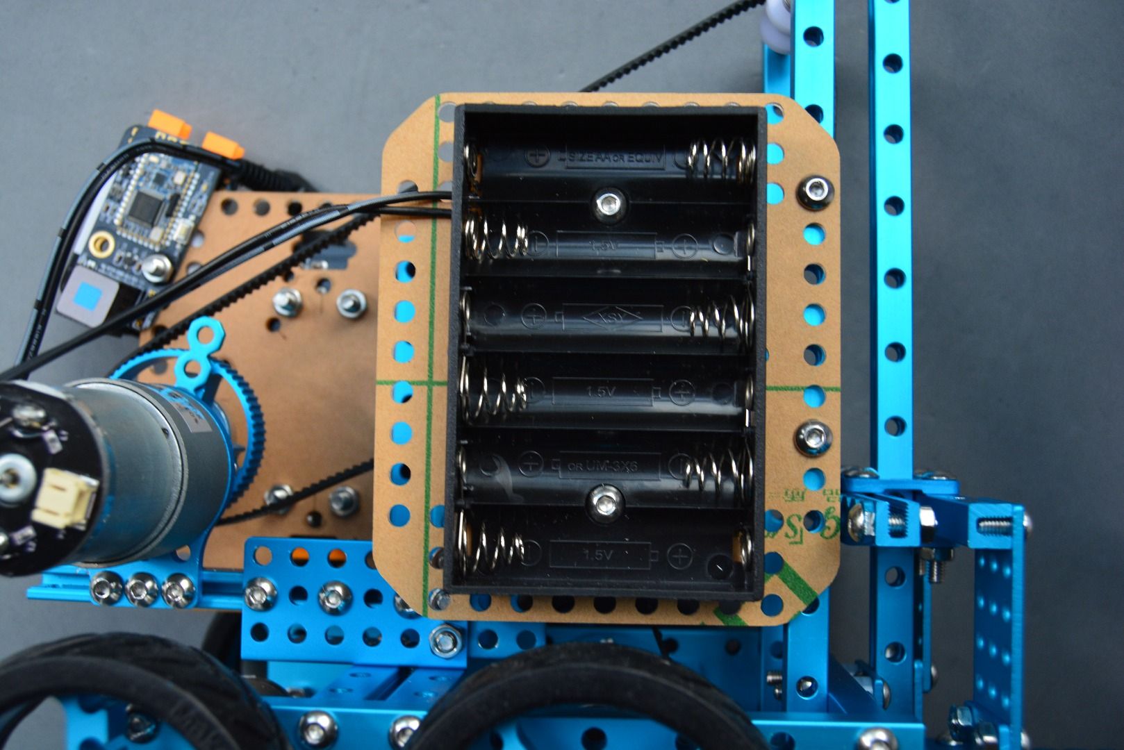 How to Make a Forklift With Makeblock : 14 Steps (with Pictures ...