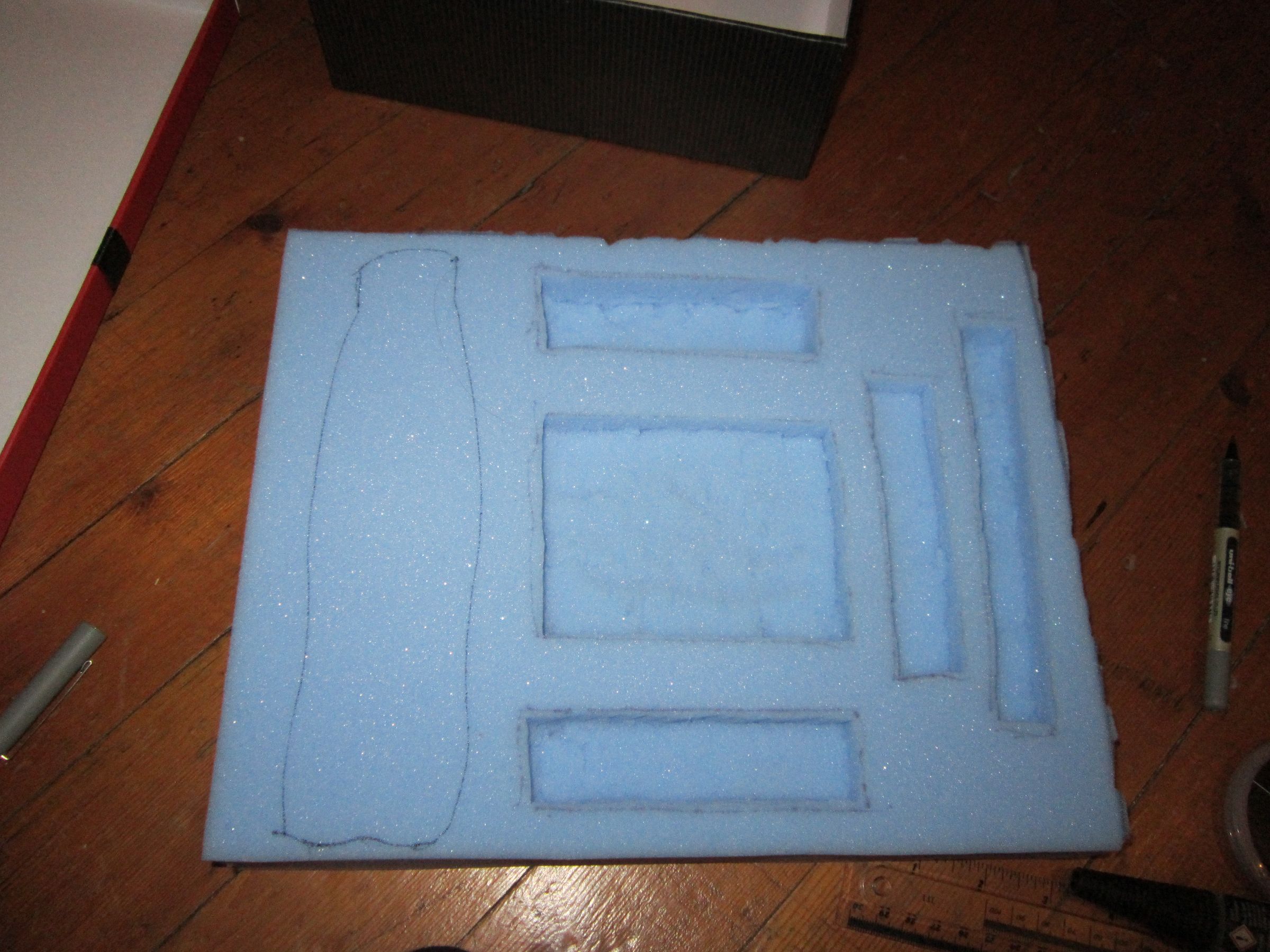 Custom-Fit Padded Gift Box : 4 Steps - Instructables
