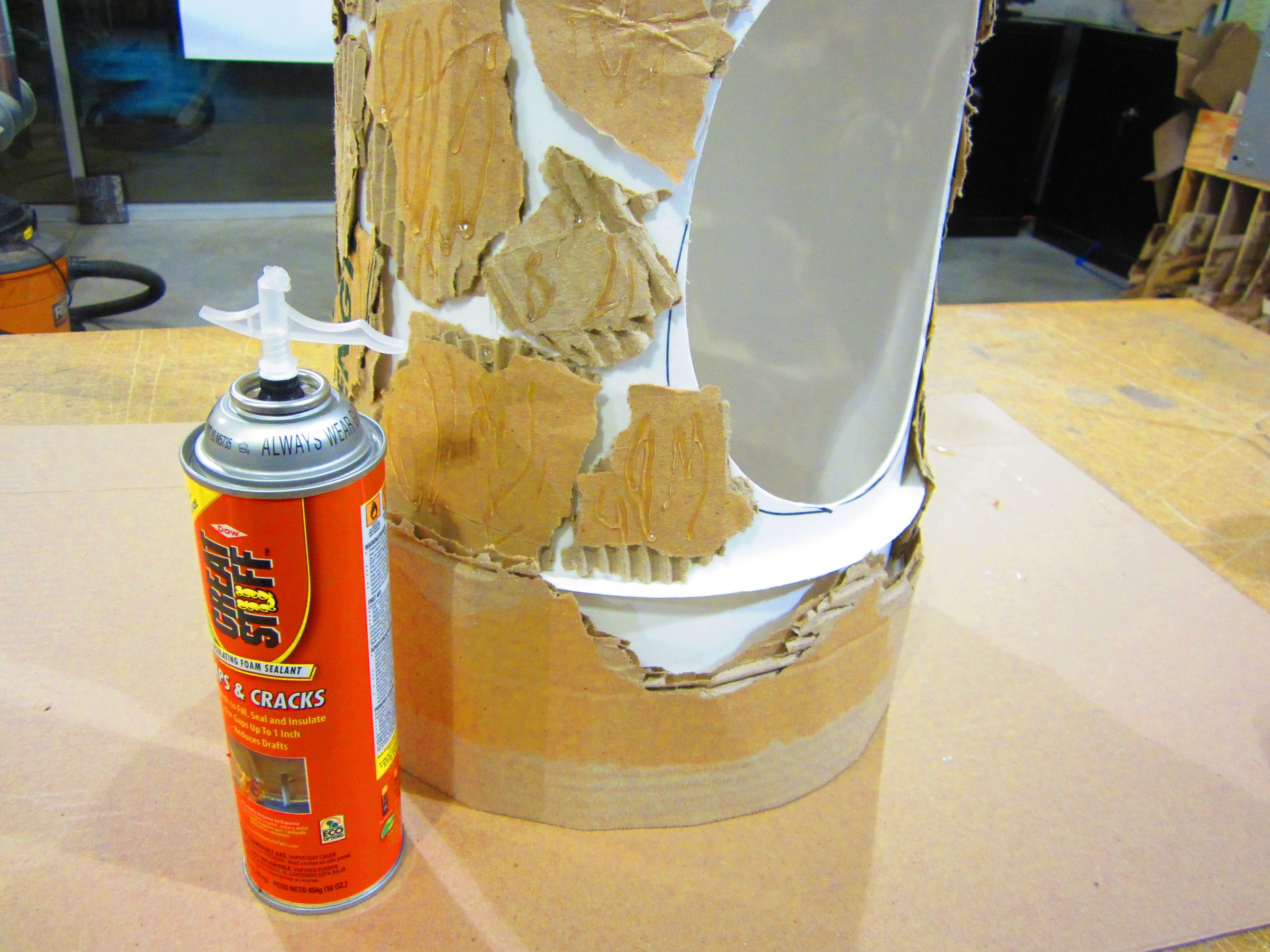 Thrifty Bucket Tree Stump : 6 Steps (with Pictures) - Instructables