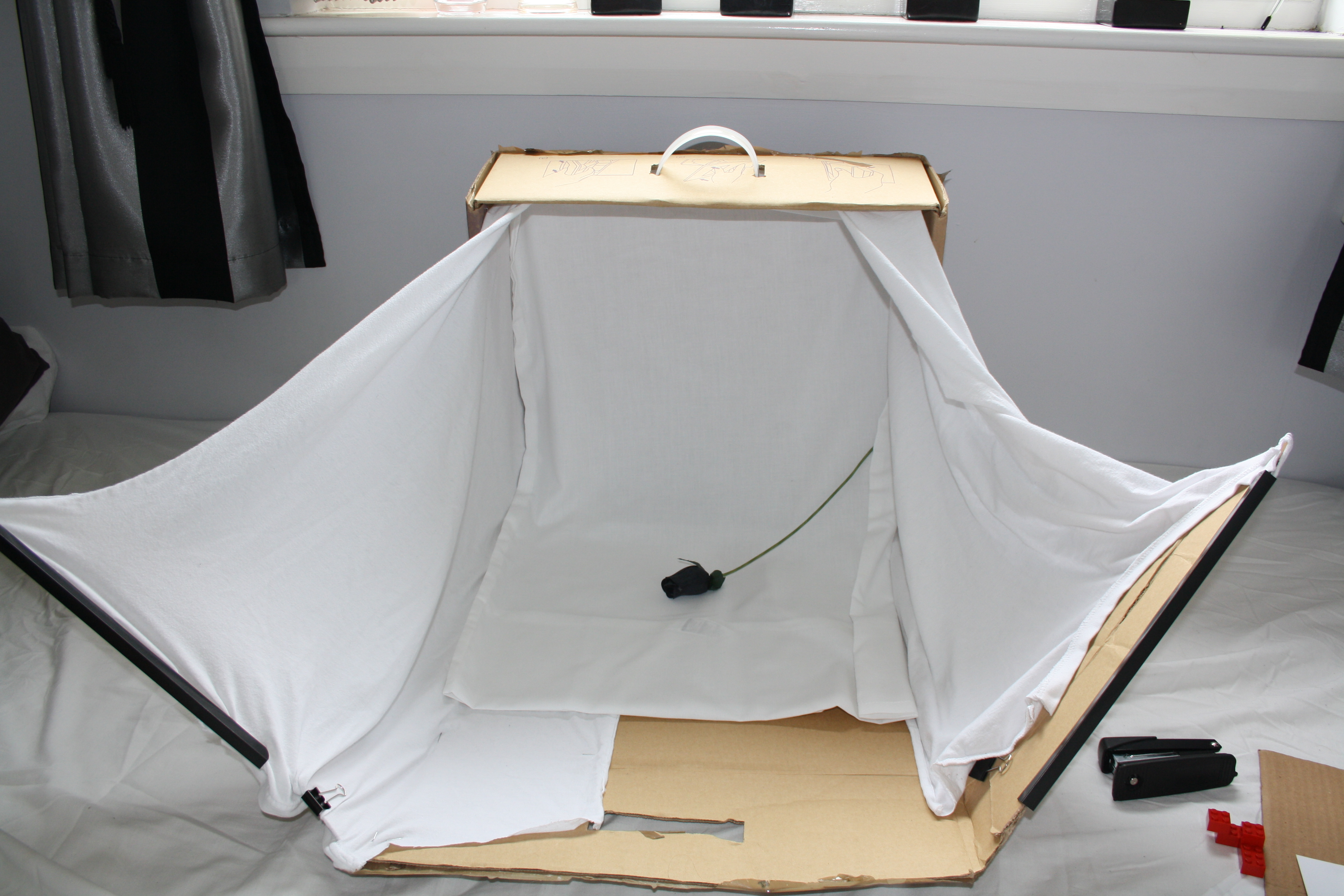 Portable Light Box : 4 Steps - Instructables