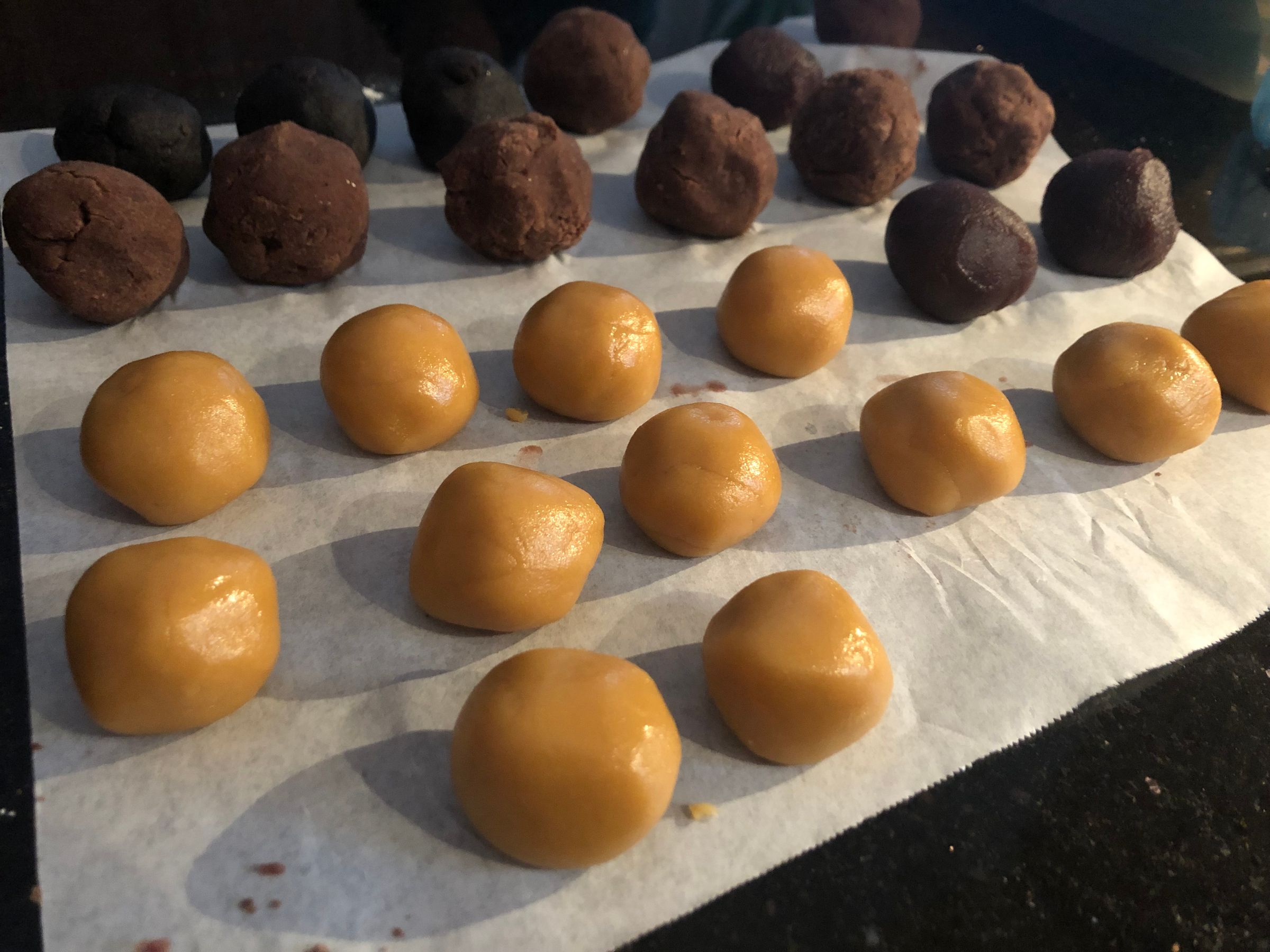 Mooncakes : 7 Steps (with Pictures) - Instructables