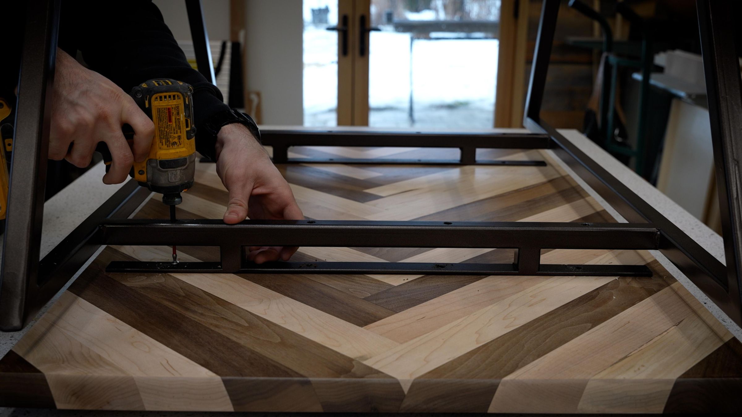 The Solid Wood Herringbone Pattern Table V2.0 : 19 Steps (with Pictures ...