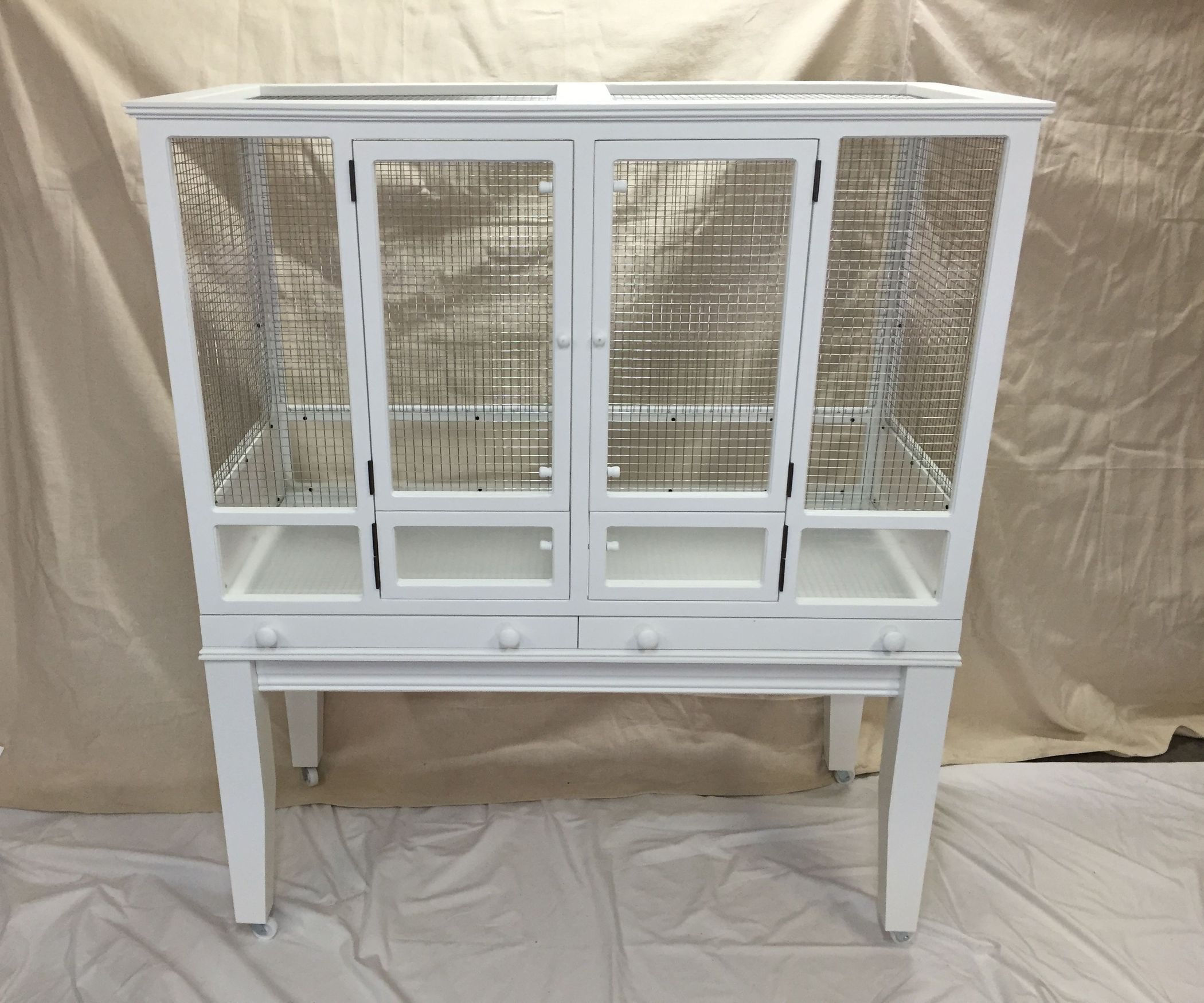 Jennifer's Display Cage W/Removable Divider - Instructables