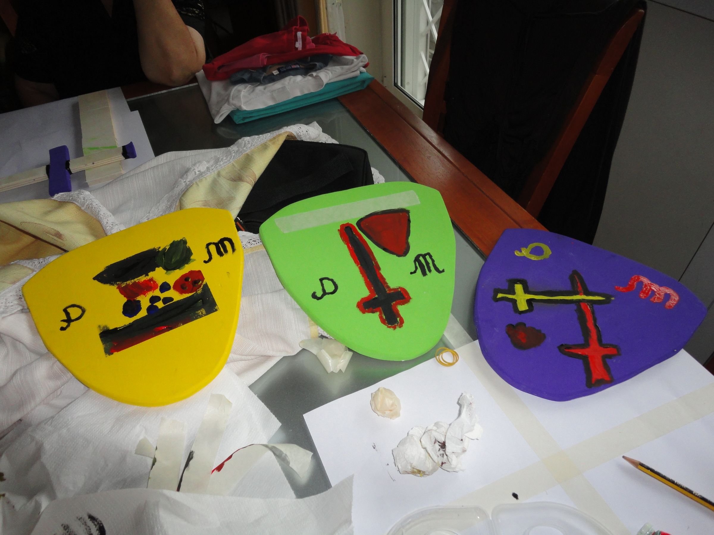 Medieval Shield and Sword : 4 Steps (with Pictures) - Instructables