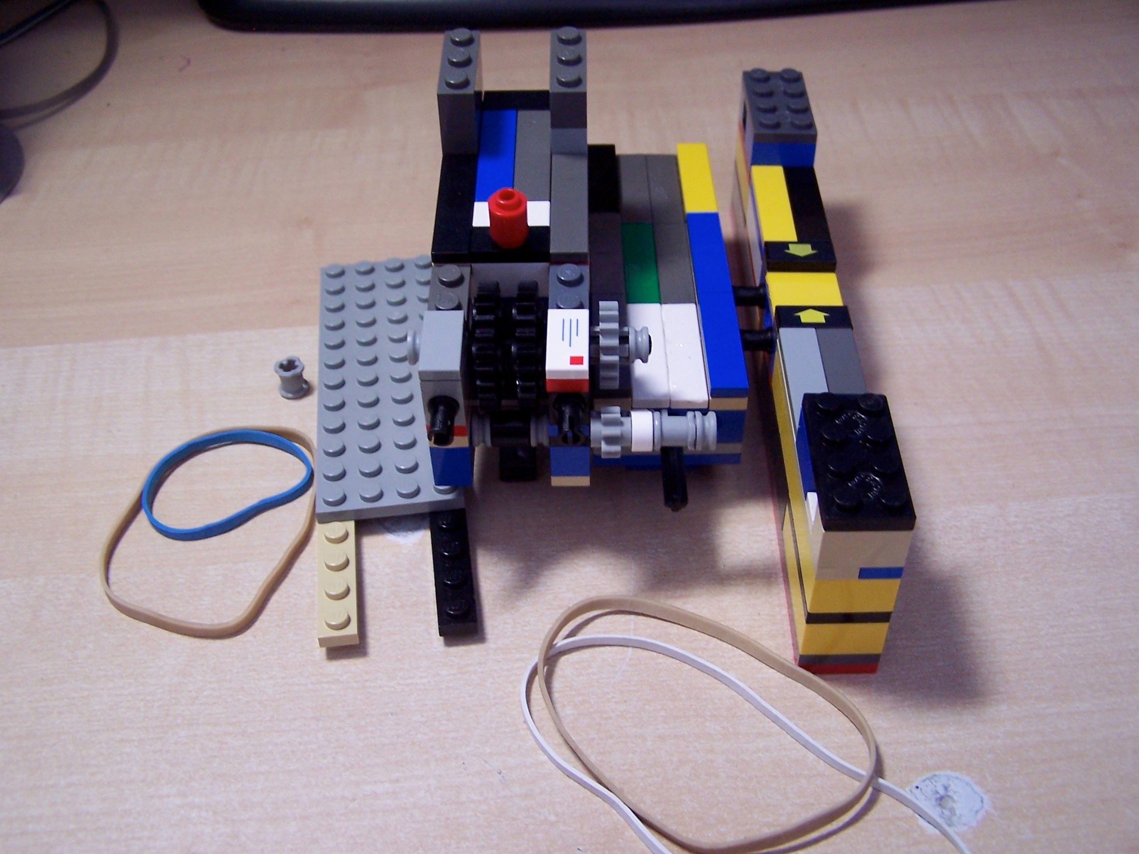 The A1.2 Mini Lego Assault Crossbow : 7 Steps - Instructables