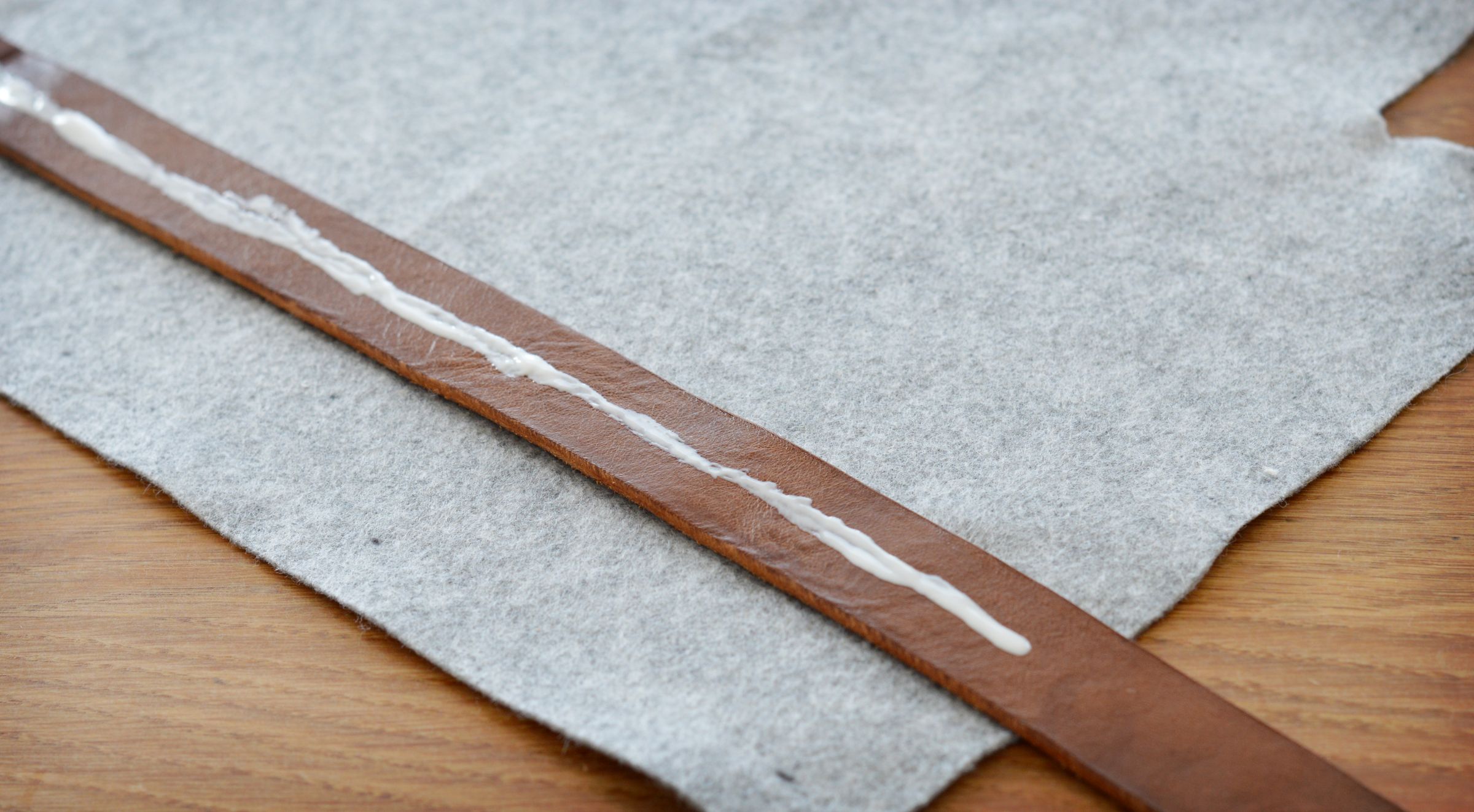 Leather and Wool Camera Strap : 7 Steps (with Pictures) - Instructables