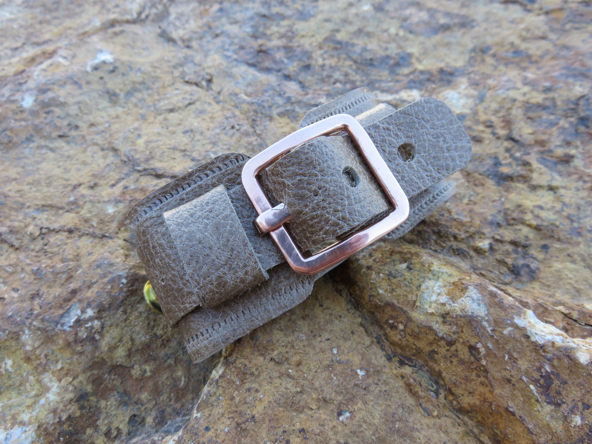 Bullet Studded Leather Cuff : 7 Steps (with Pictures) - Instructables