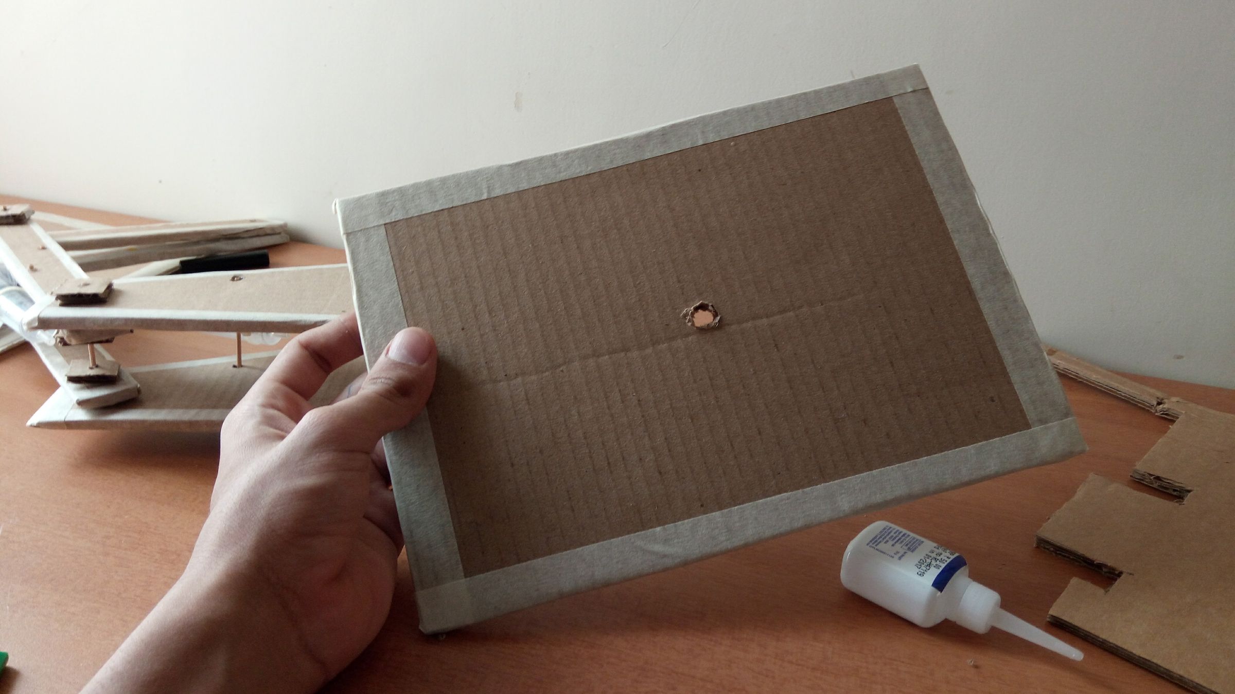 CARDBOARD Robotic Hydraulic Arm : 16 Steps (with Pictures) - Instructables