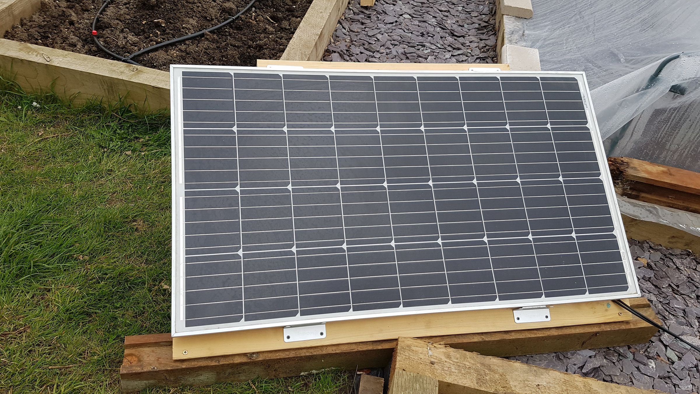 Solar Powered 'Smart' WiFi Controlled Irrigation System : 6 Steps (with ...