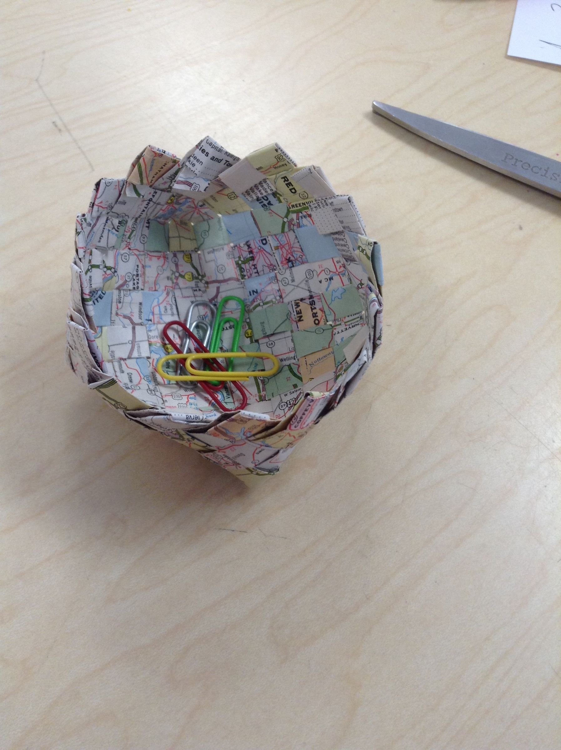Plaited Paper Basket : 6 Steps - Instructables