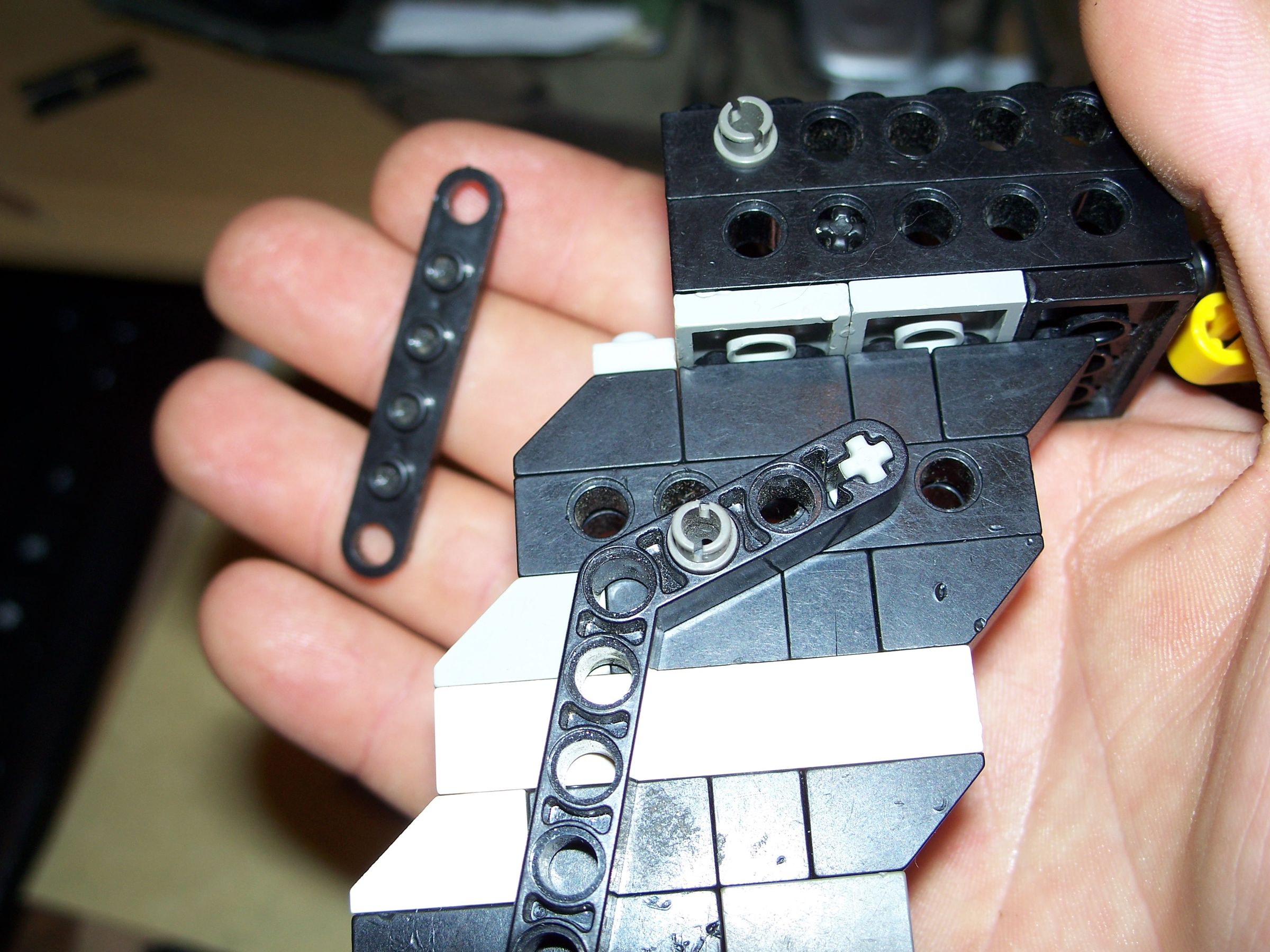 Awsome LEGO Gun! : 3 Steps - Instructables