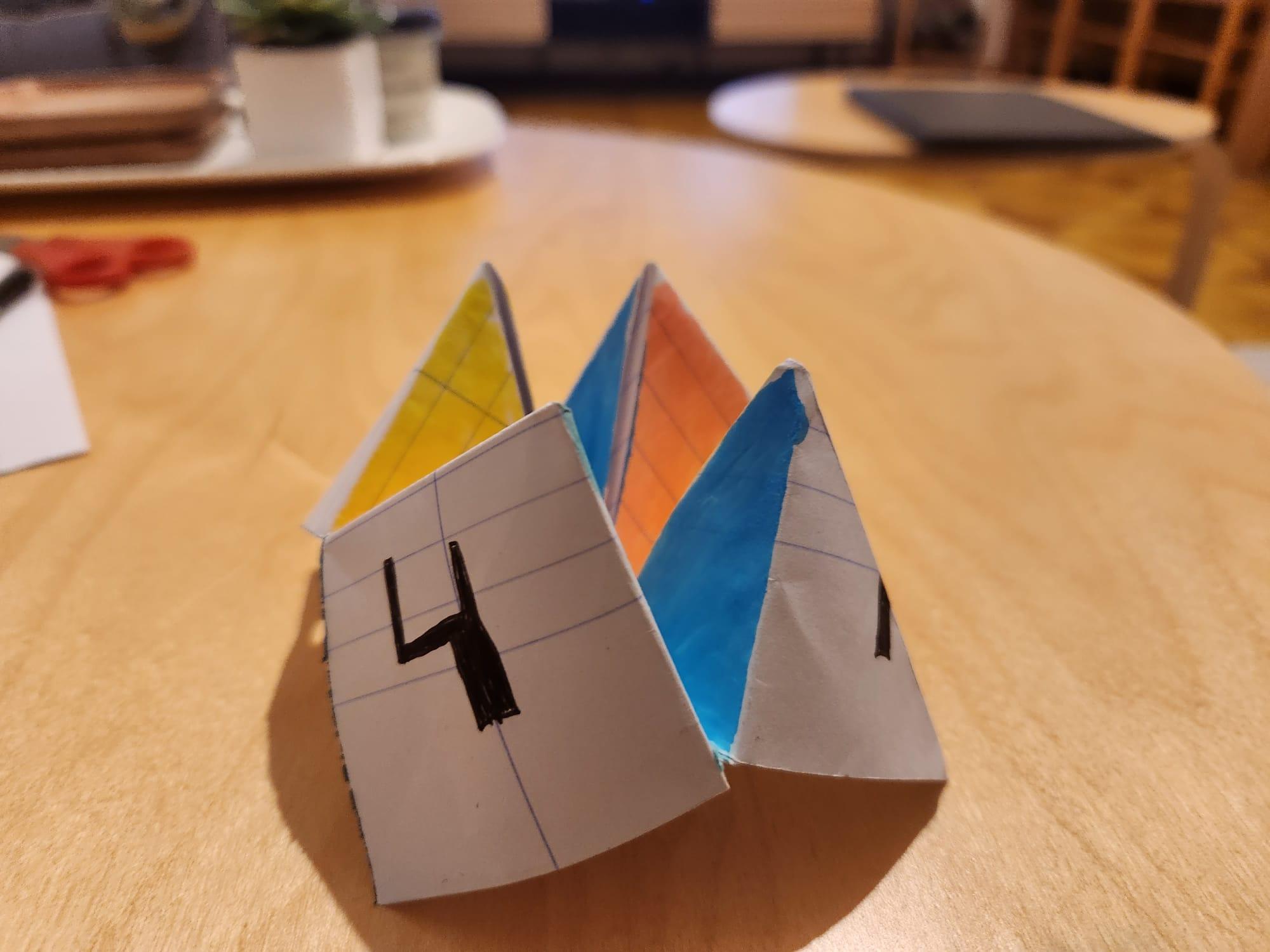 Traditional Playground Paper Toy - Quea Quea : 7 Steps - Instructables