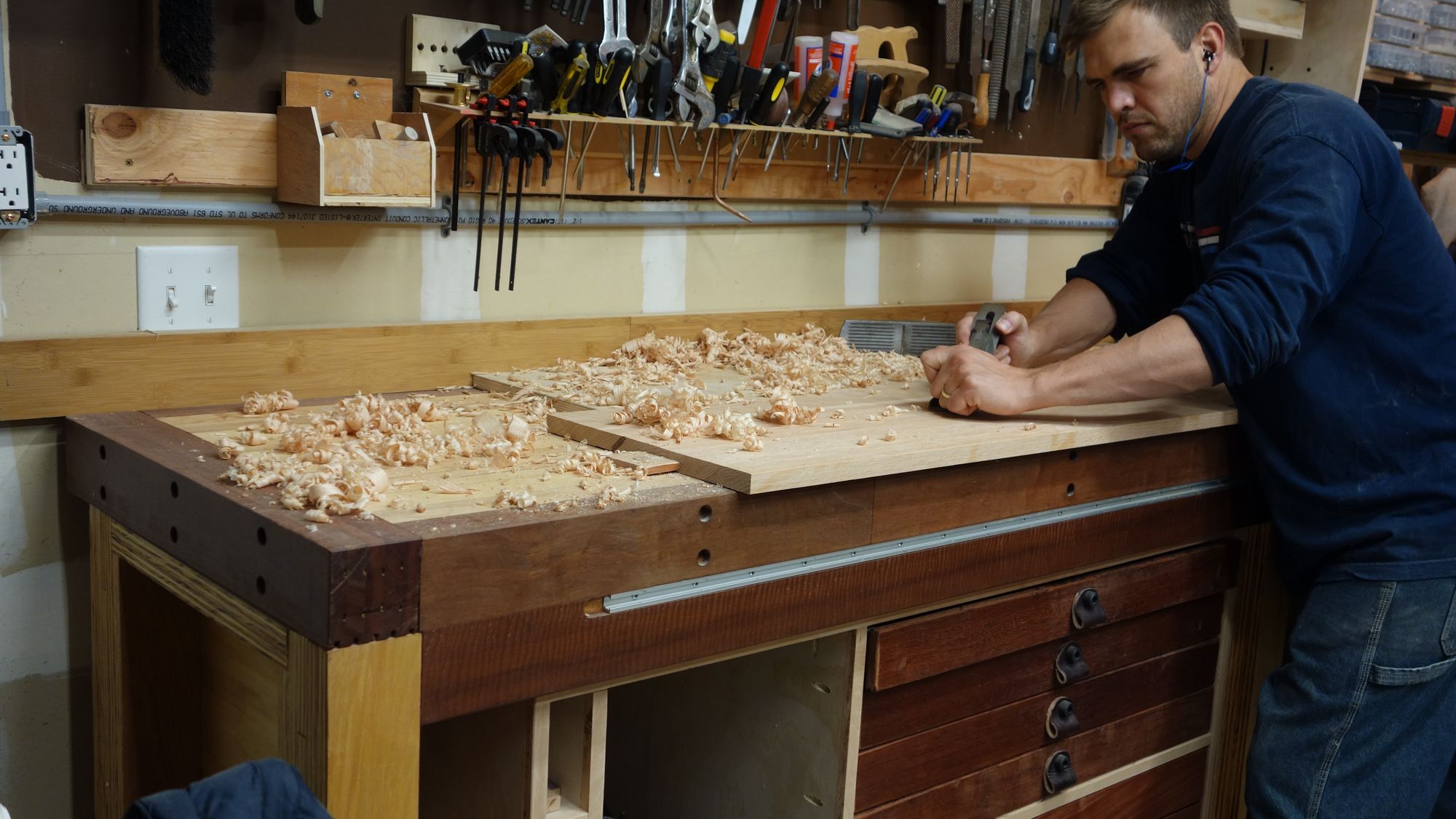 Building a Roycroft Inspired Bookshelf : 18 Steps (with Pictures ...