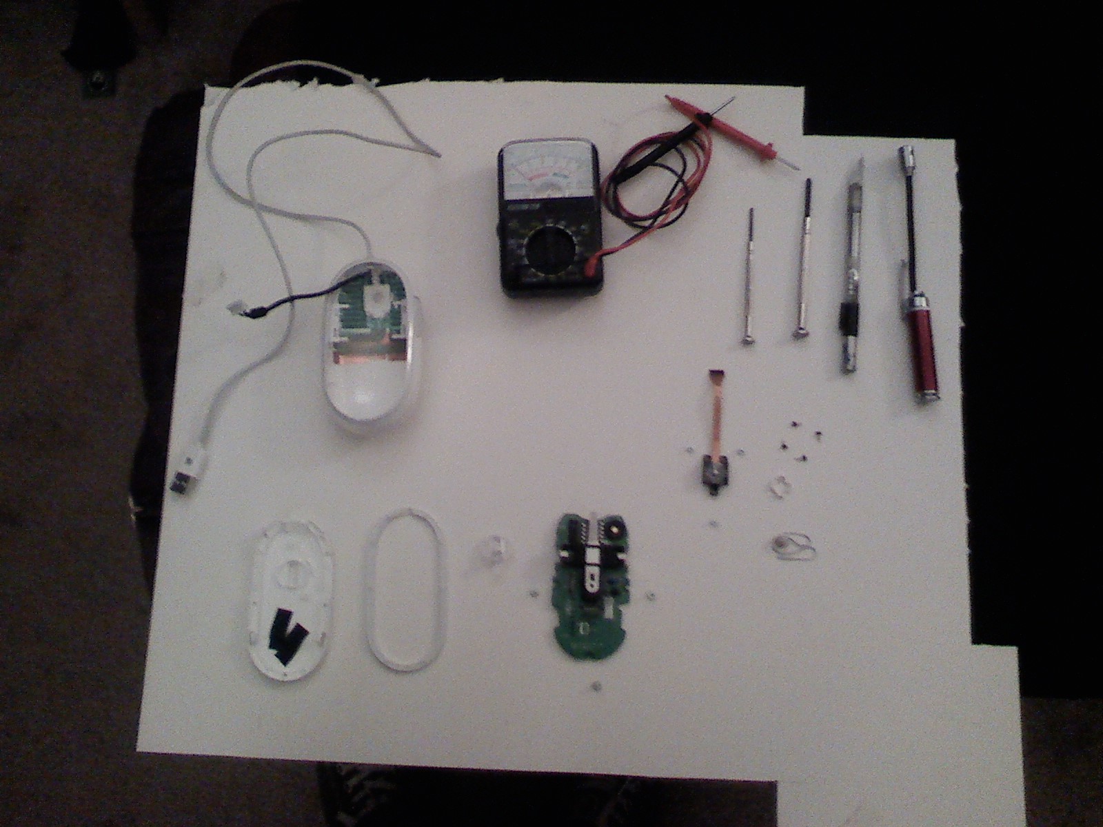 How to Completely Disassemble a MAC Mouse - Clean/Repair/Mod : 6 Steps ...