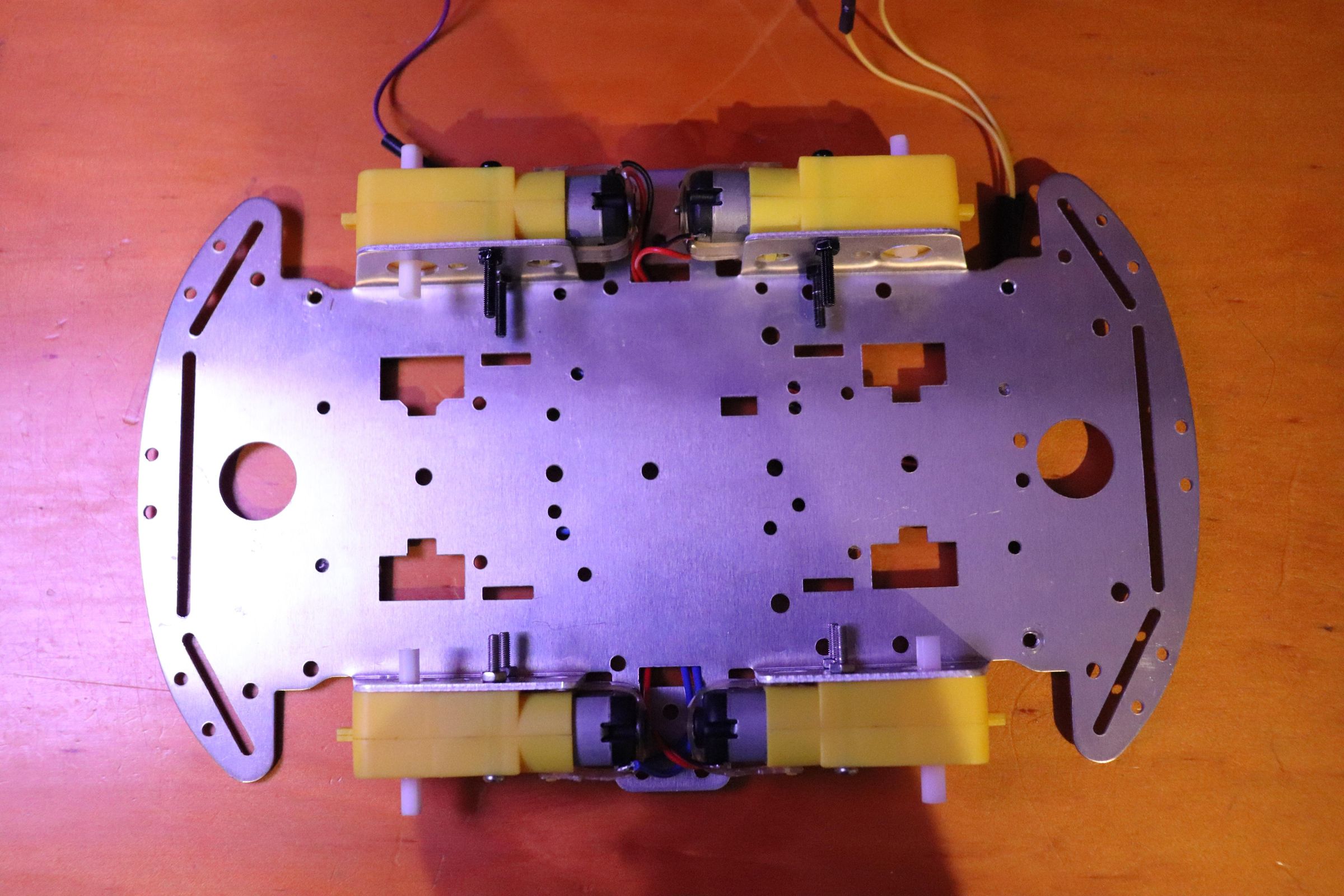 Bluetooth Controlled Claw Robot : 20 Steps (with Pictures) - Instructables