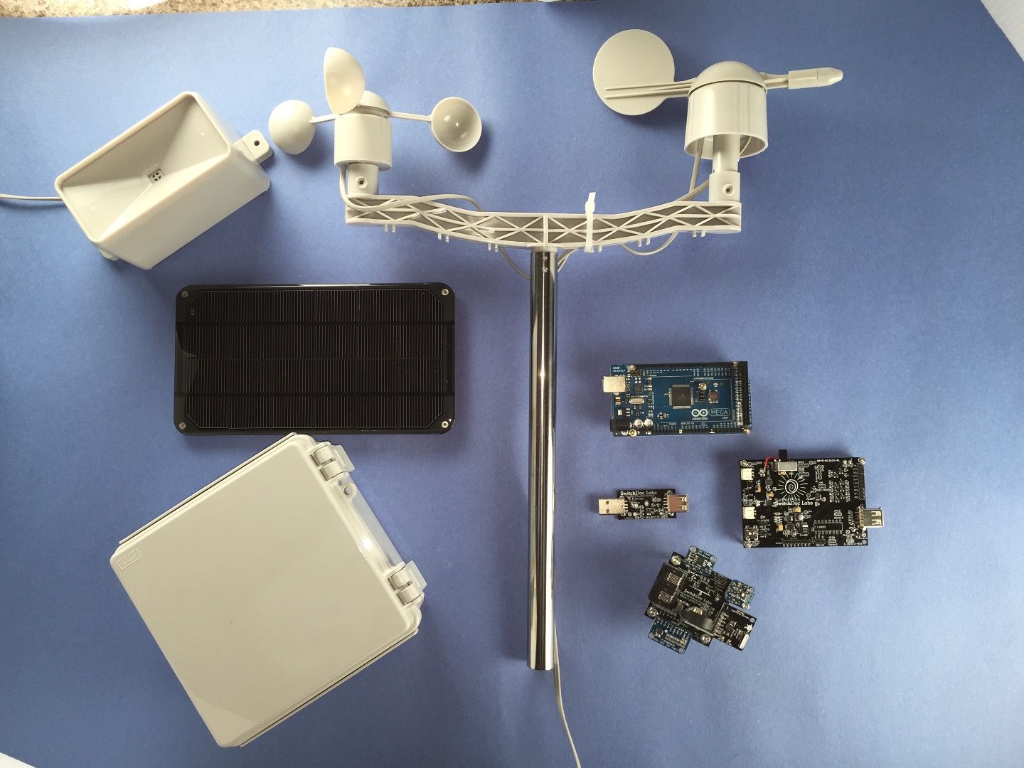 Create Your Own Solar Powered Raspberry Pi Weather Station (Updated ...