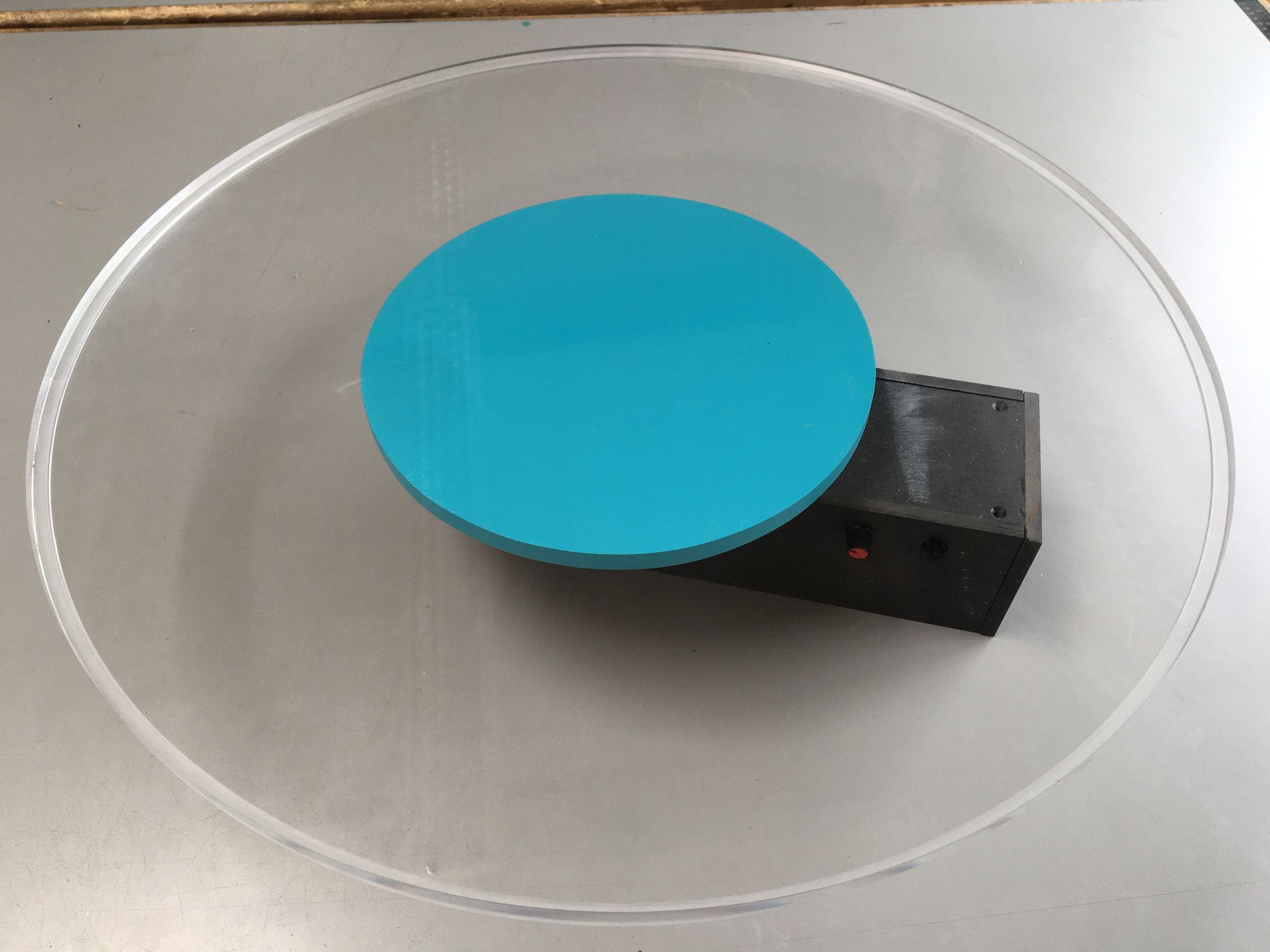 Portable Motorized Turntable (from an Angle Grinder) : 6 Steps (with ...