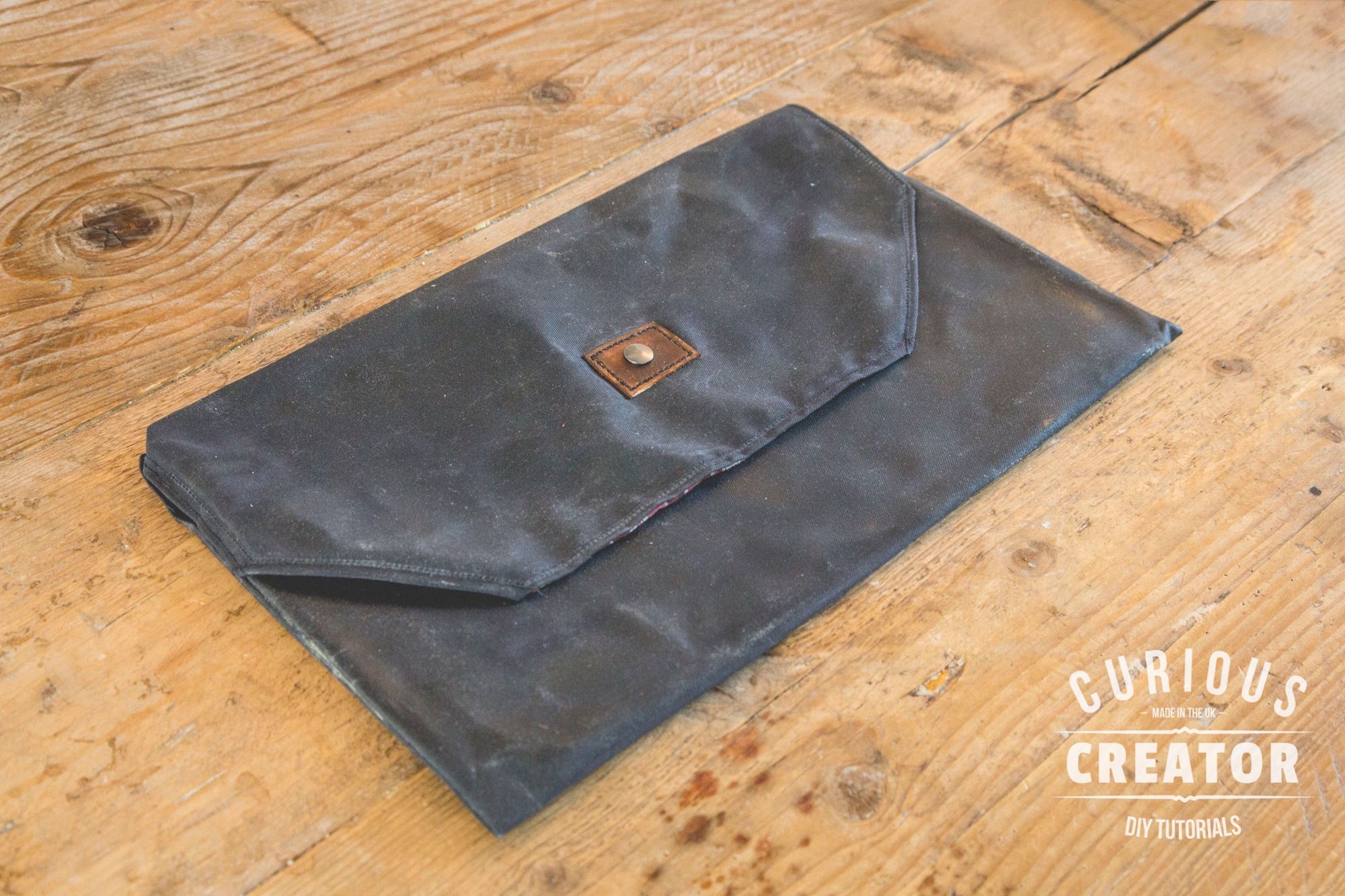 Waxed Canvas Laptop Sleeve : 7 Steps (with Pictures) - Instructables