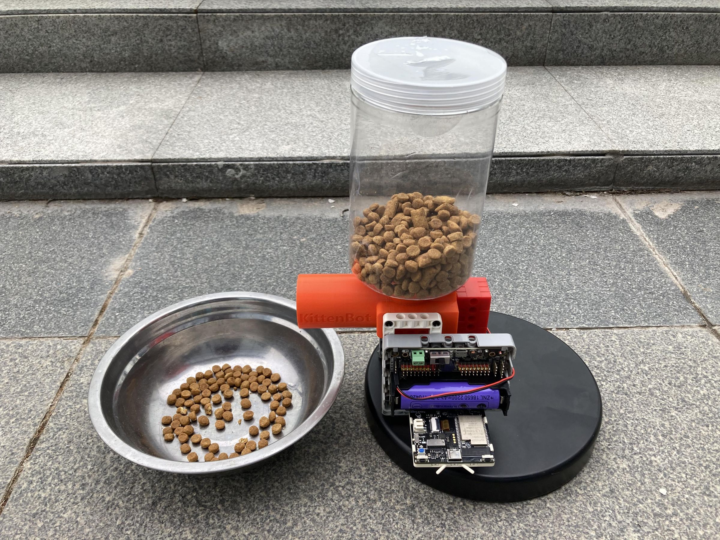 IoT Pet Feeder to Feed Your Pets Remotely With Your Phone : 20 Steps ...