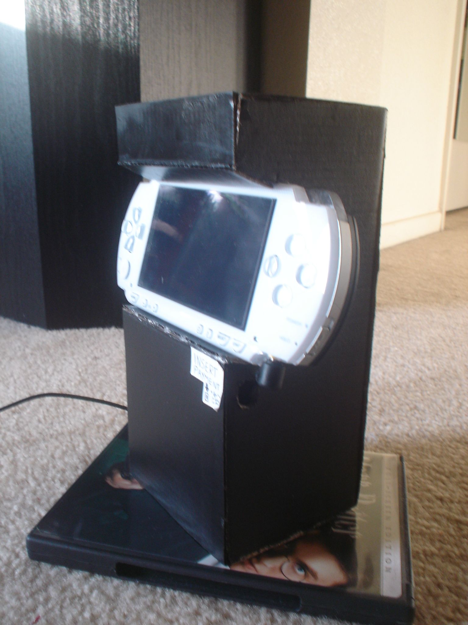 PSP Cardboard Arcade Stand : 6 Steps - Instructables