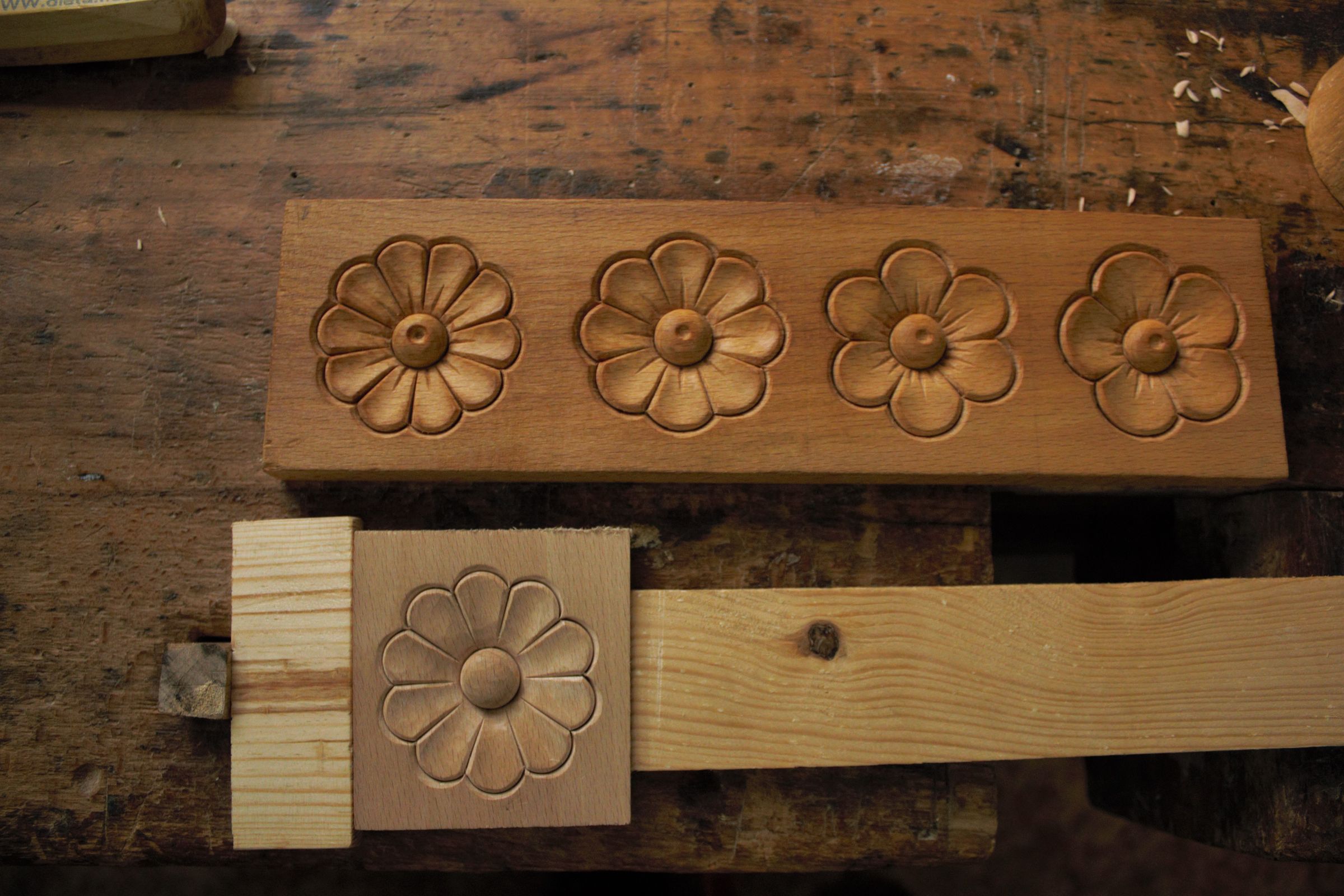 Simple Wood Carving - Flower (rosette) : 5 Steps (with Pictures ...