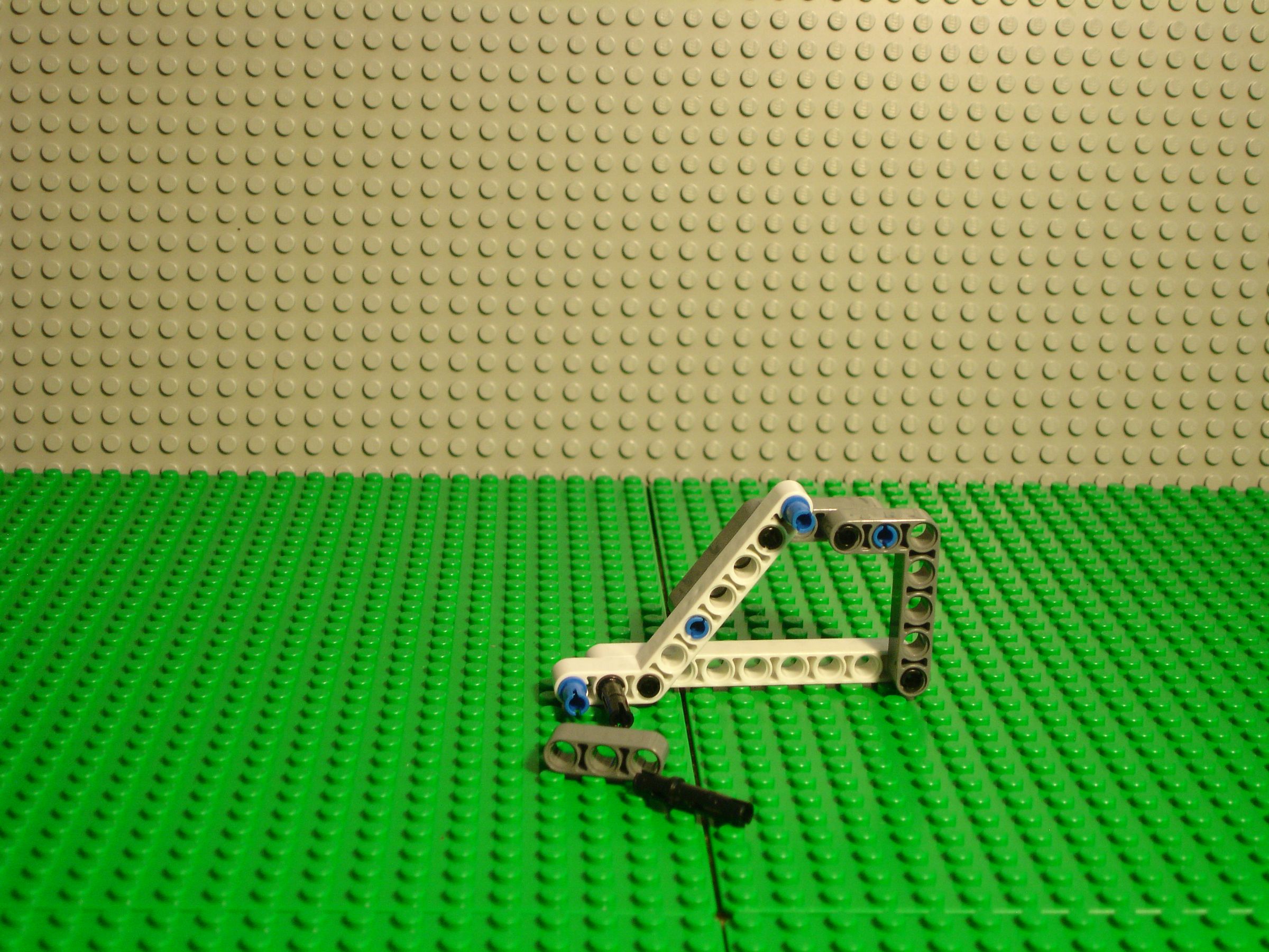 Build a Simple LEGO Starter Robot : 7 Steps - Instructables