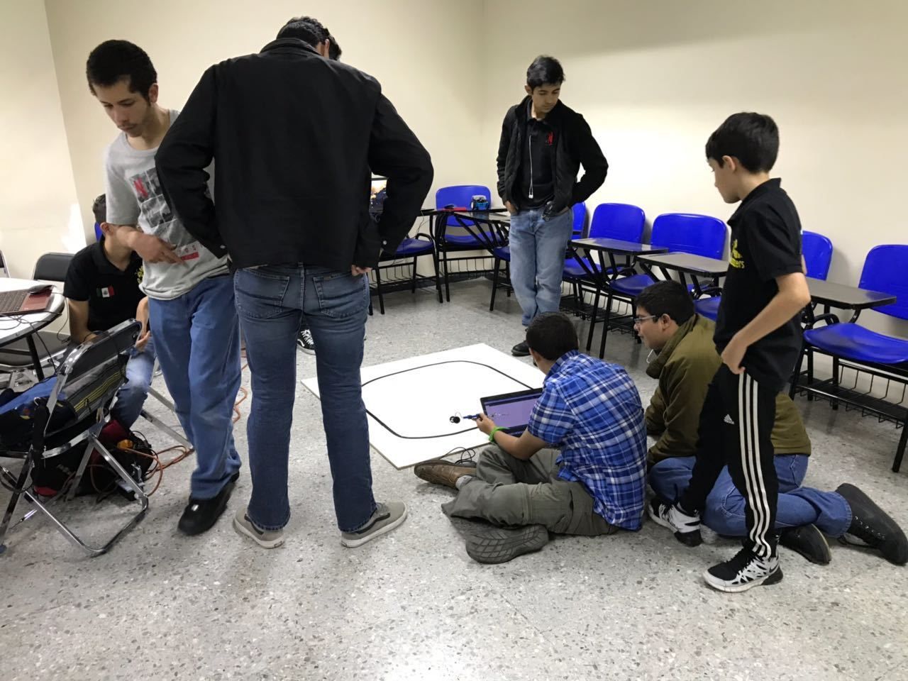 Line Follower Robot for Teaching Control Algorithms : 3 Steps ...