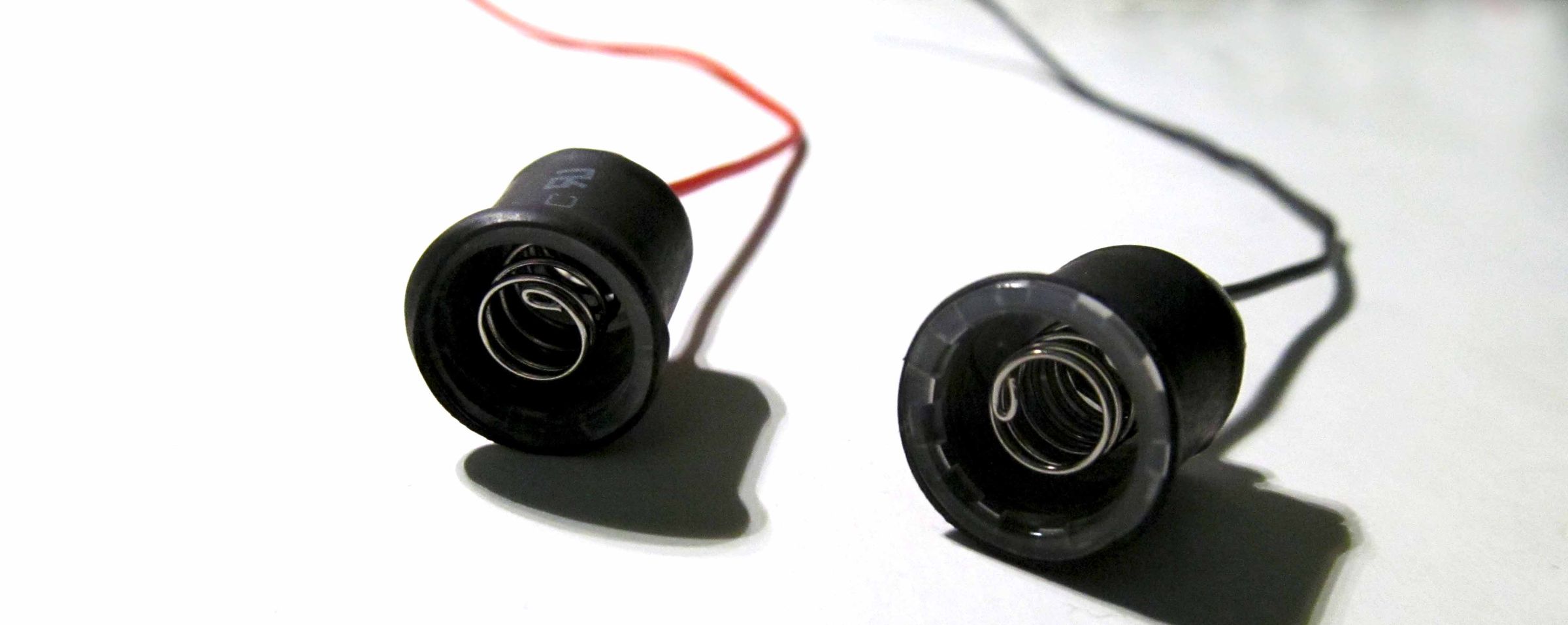 How to Make A23 (23AE) Battery Holder for Your Tiny Projects : 5 Steps ...
