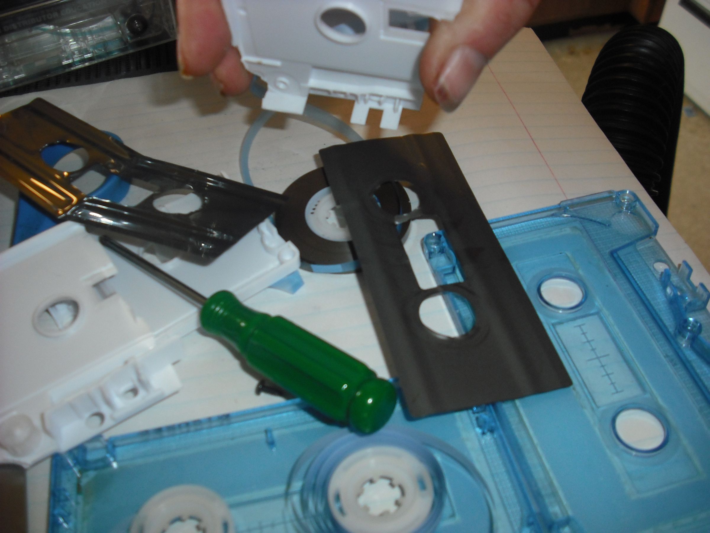 Jenffer a Jay's and How to Fix Broken Cassette Tapes - Instructables