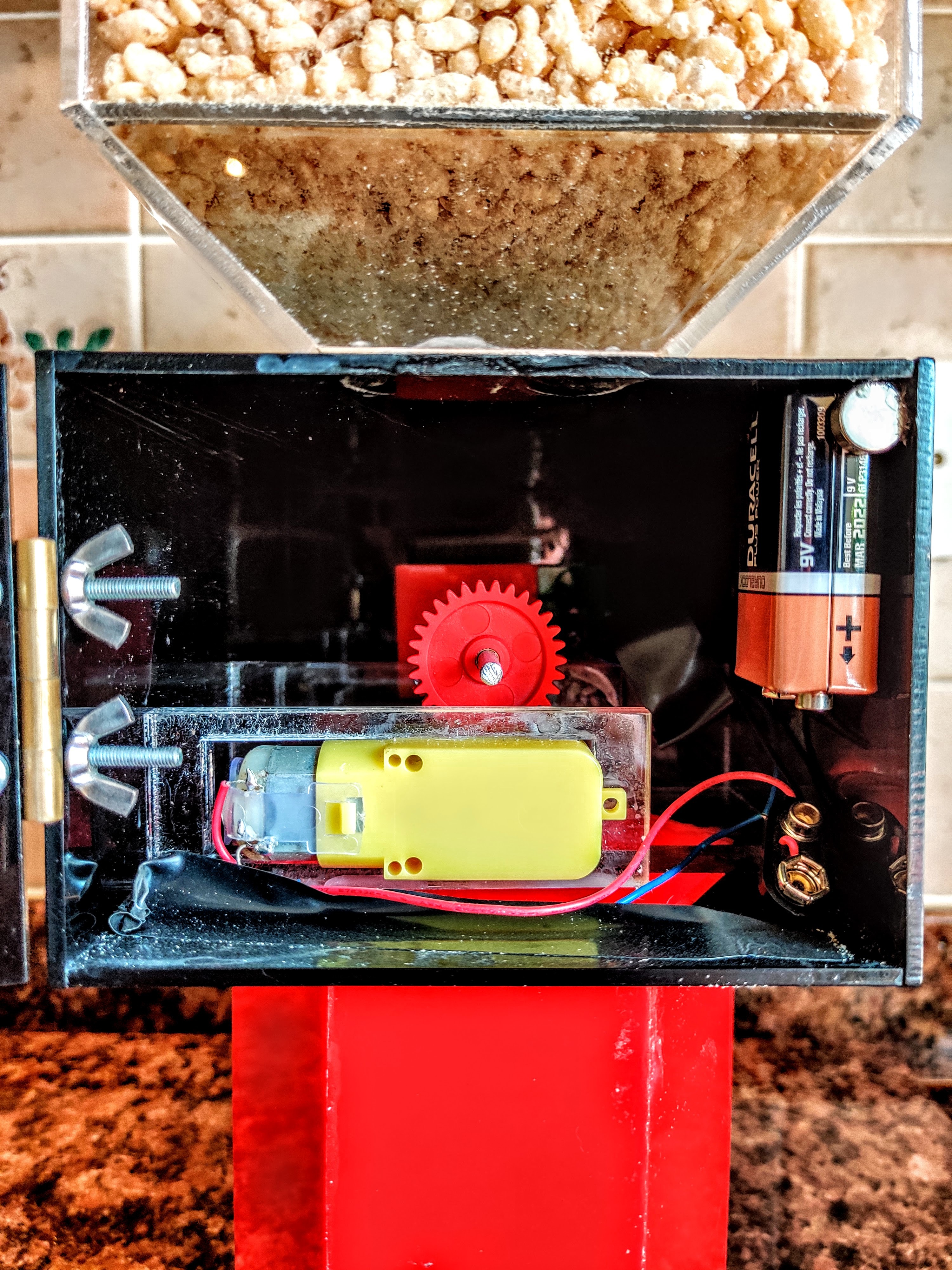 Automated Cereal Dispenser : 9 Steps (with Pictures) - Instructables