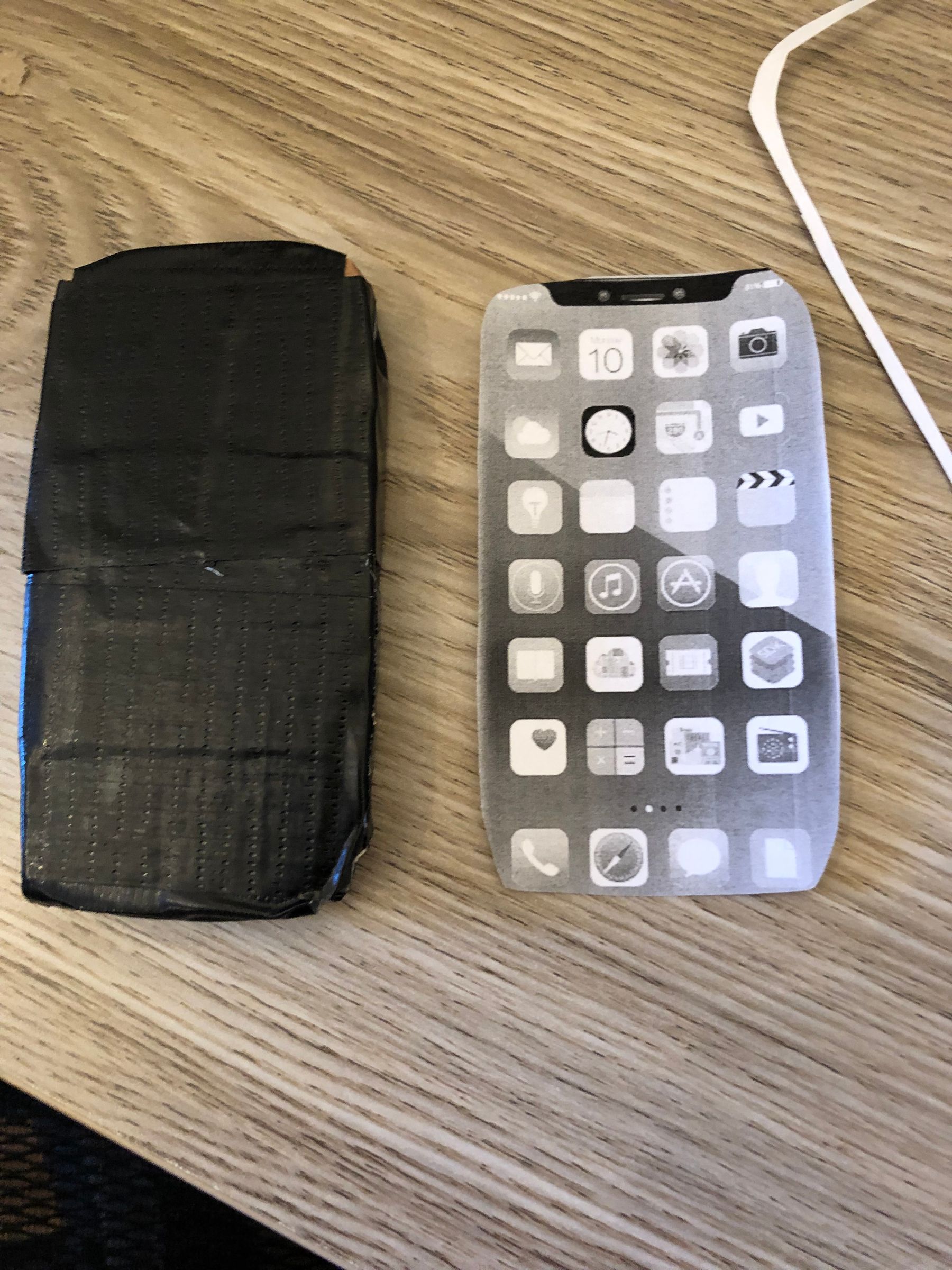 Cardboard IPhone and Folio Case : 4 Steps - Instructables
